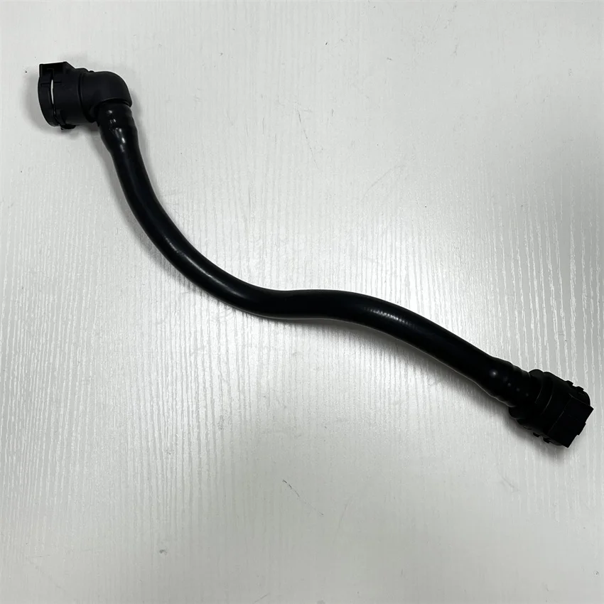 Stzt 2465010058 Auto Parts Coolant Water Pipe For Mercedes Benz Cla 180 ...