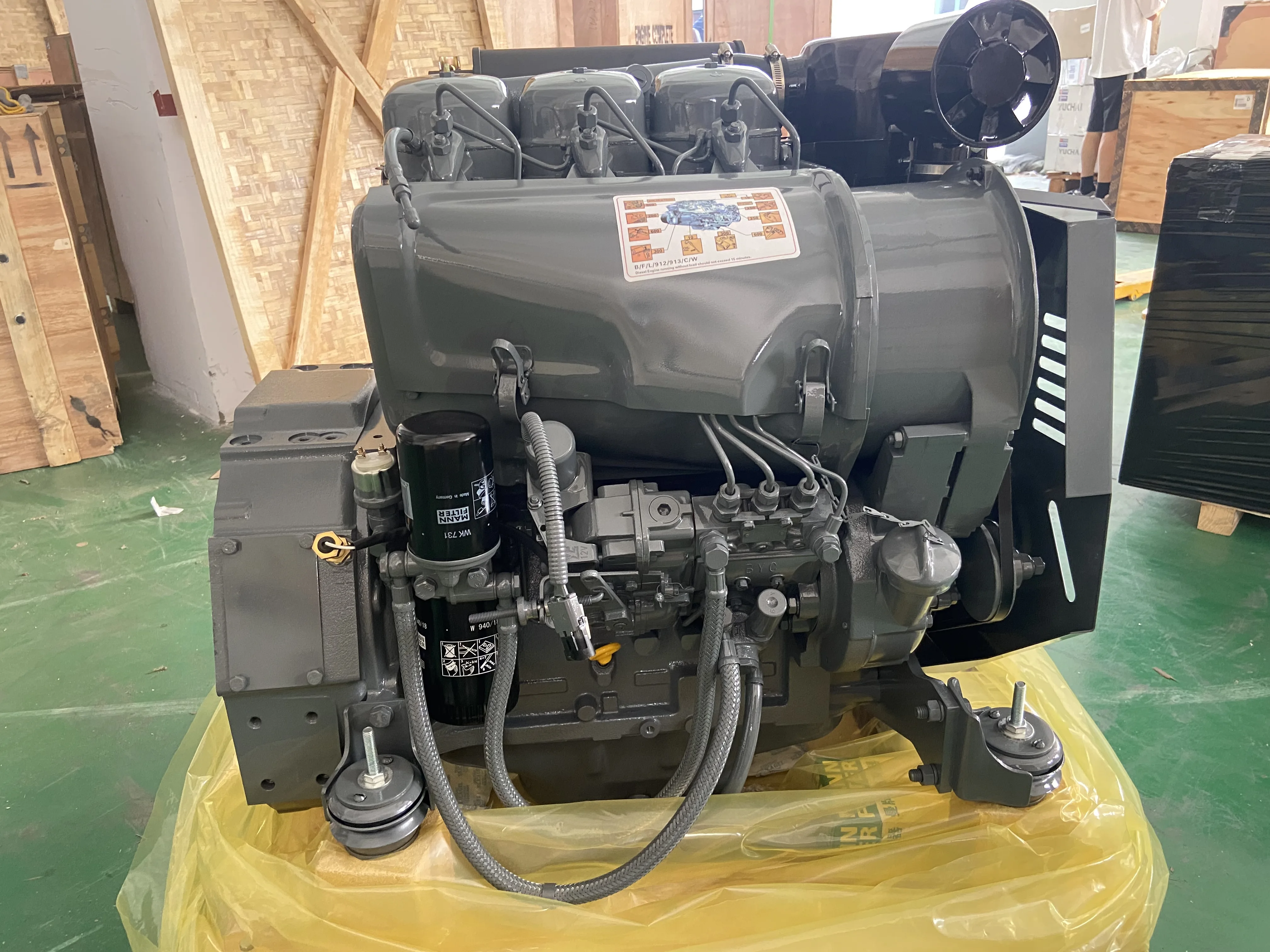 Genuine Original High Level Engine Diesel 44kw/60hp/2500rpm Deuzt For ...