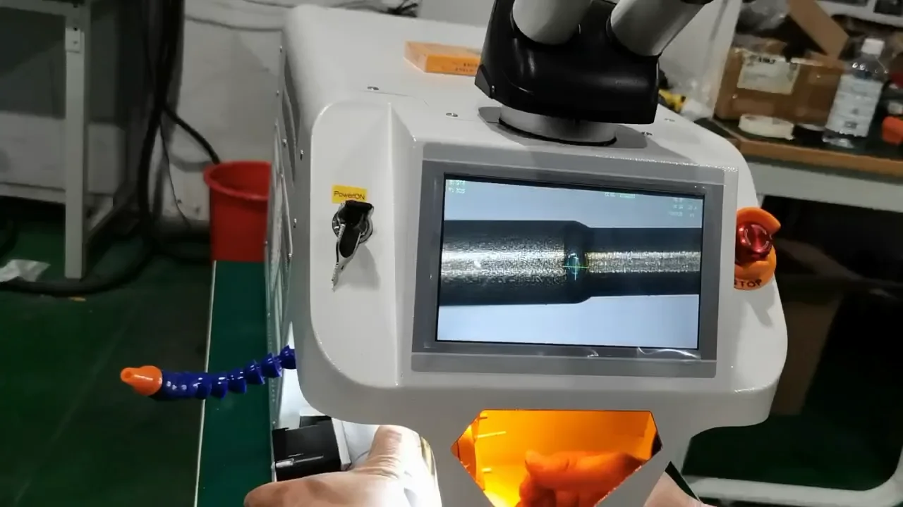 Maxwave 60w 100w 150w 200w Yag Jewelry Spot Machine 7inch Ccd Screen ...