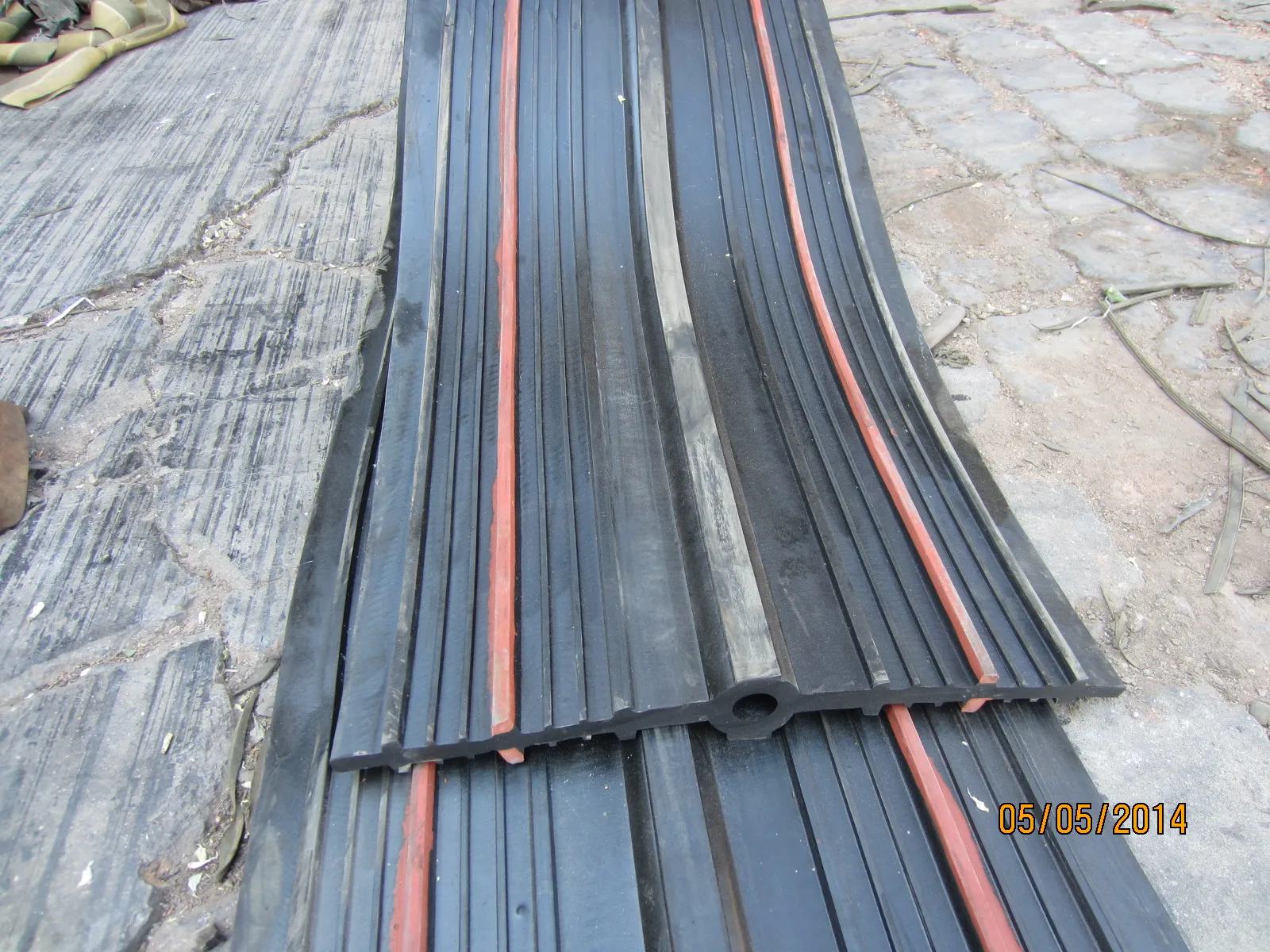 Rubber Waterstops - Sbr,Neoprene Or Natural Rubber - Buy Rubber ...