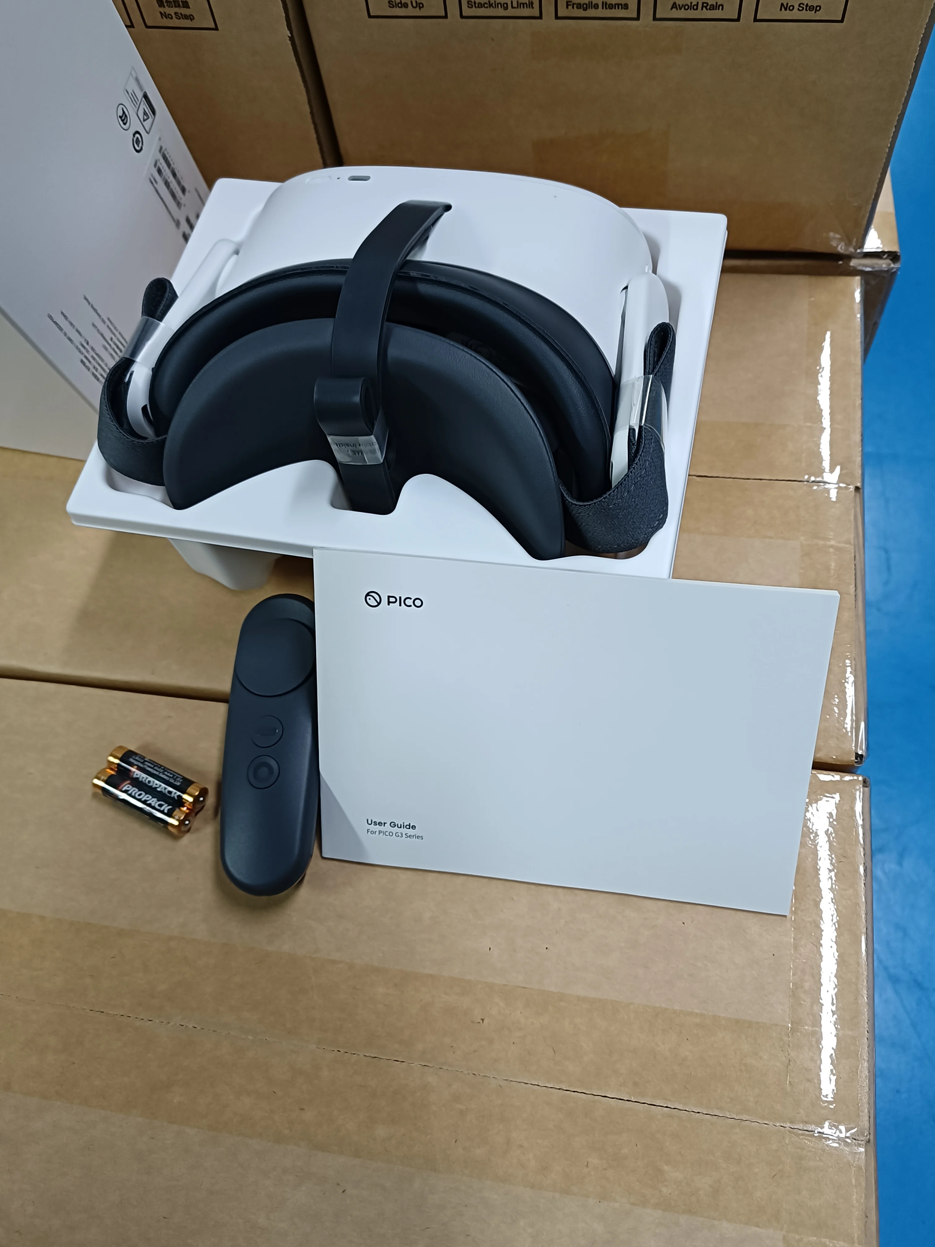 Deepoon VR Helmet E3-C - Immersive 3D Gaming Experience