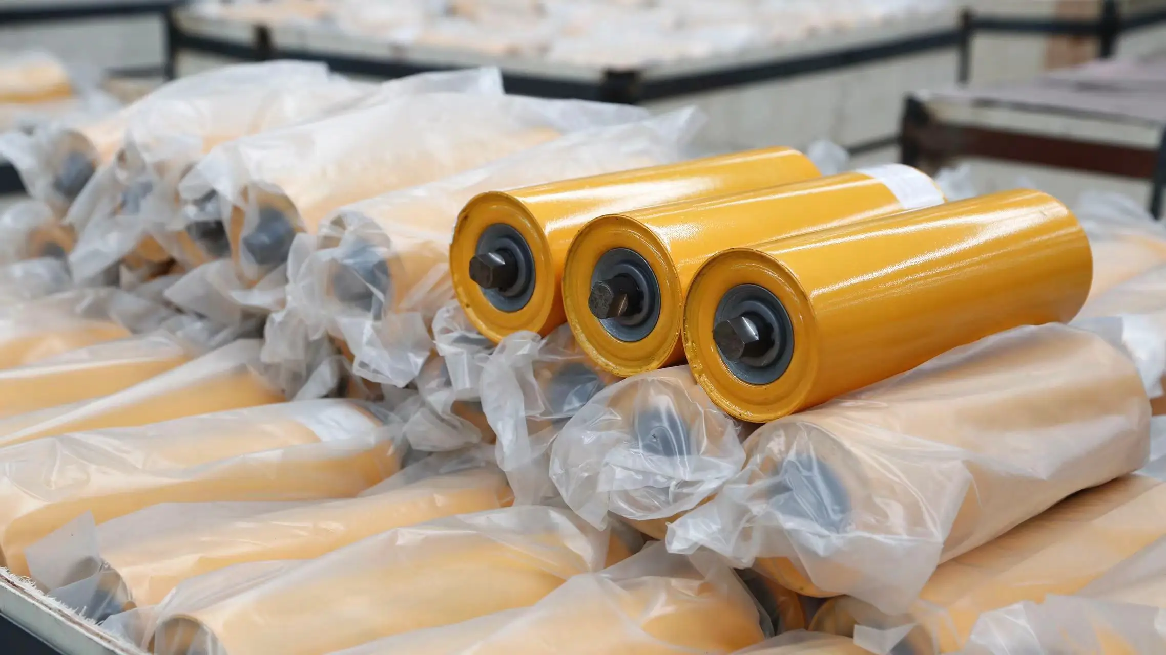 The Newest Hdpe Heavy Duty Idler Carry Roller For Mining - Buy Hdpe ...