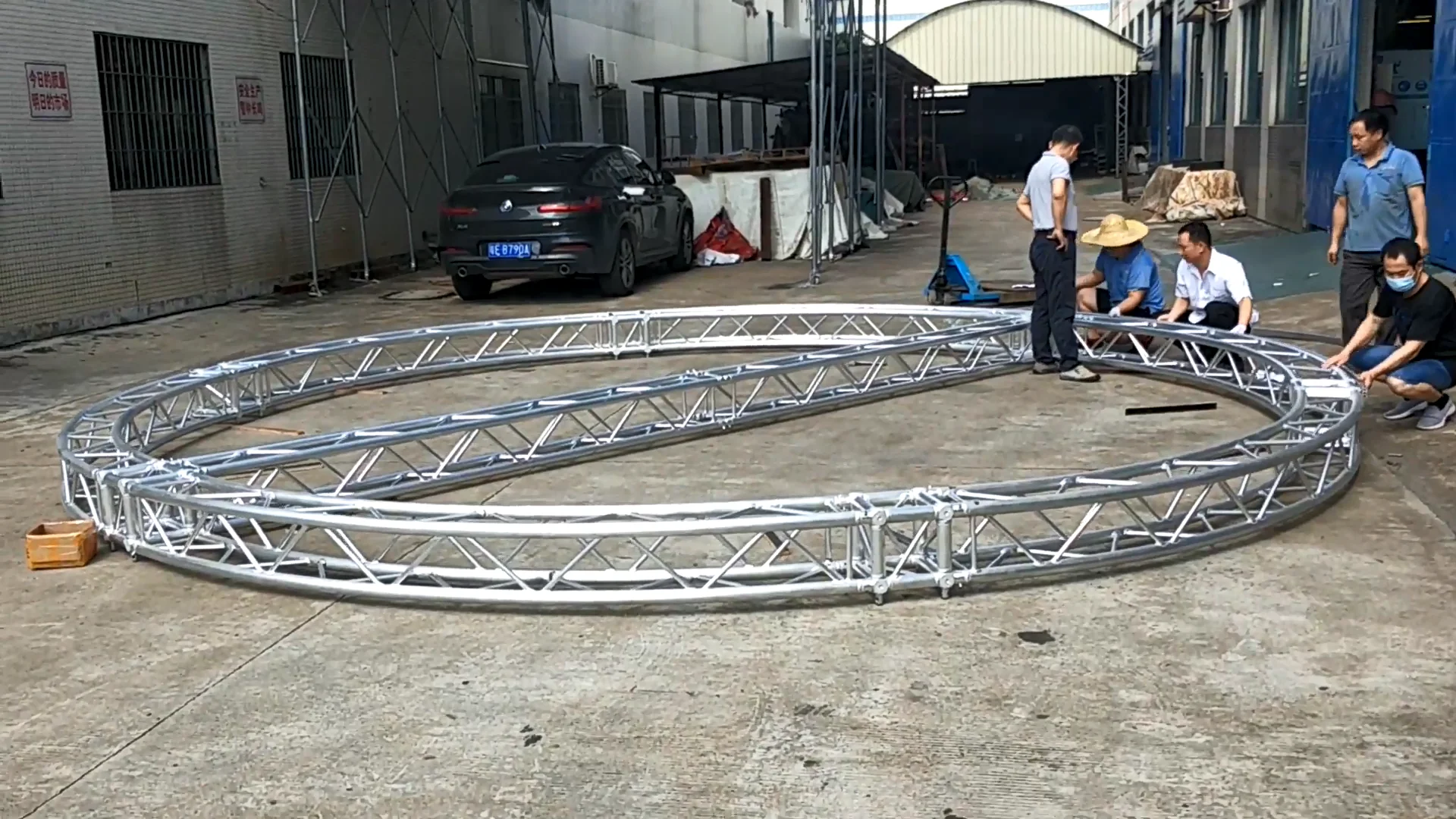 Bulat Rangka Atap Desain Melingkar Rangka Semi Circle Rangka Atap - Buy ...