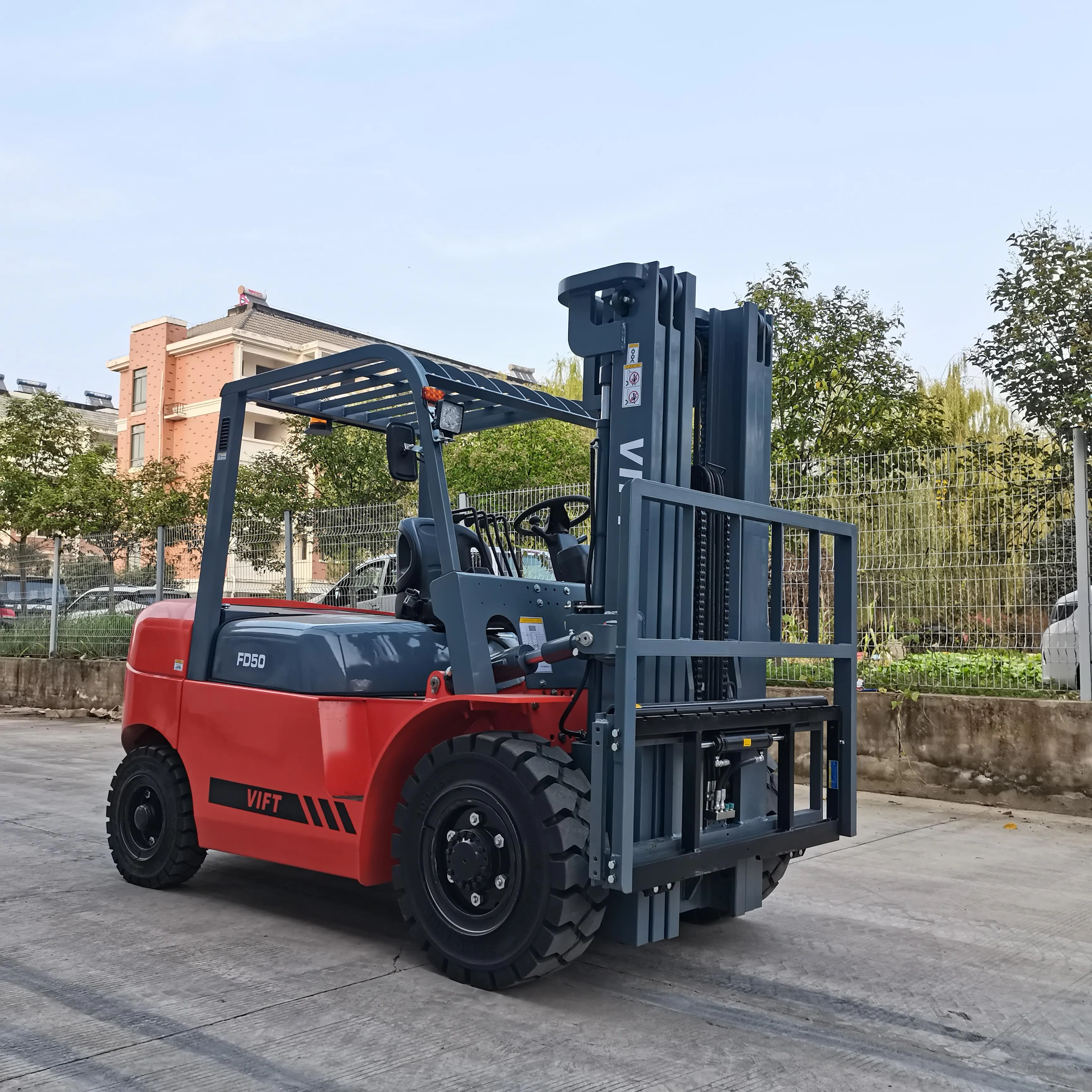 High Quality 5 Ton Diesel Forklift Truck Fd50 Engine Forklift - Buy ...