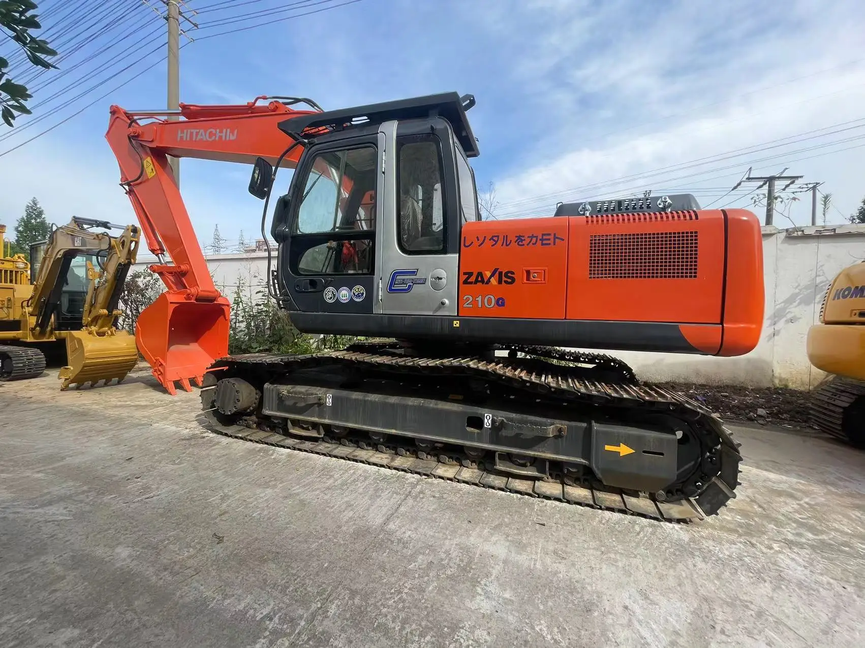 Hitachi ZX210 Used Excavator Earth Moving Machine Bagger Digger ...
