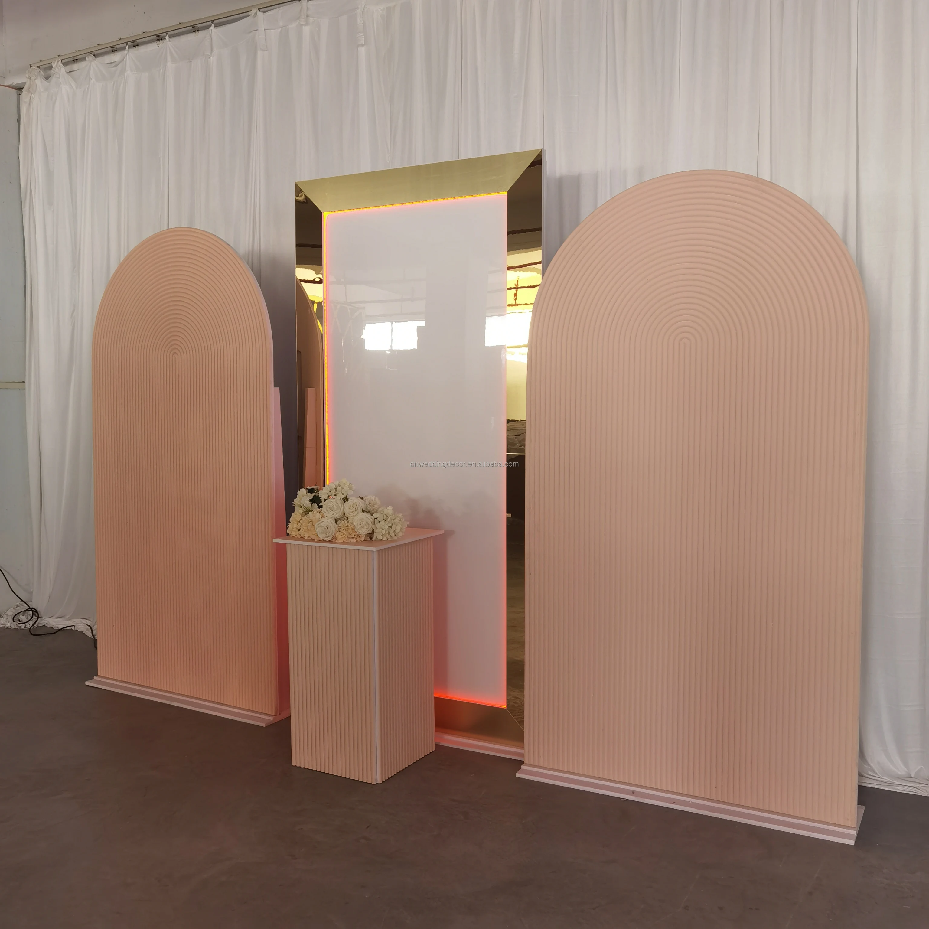 Traditional Design Wedding Acrylic Backdrop Led Booth Display ...