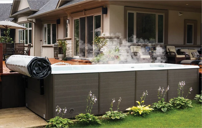 UV Protection Roll-up Insulated Spa Cover for Swim Spa