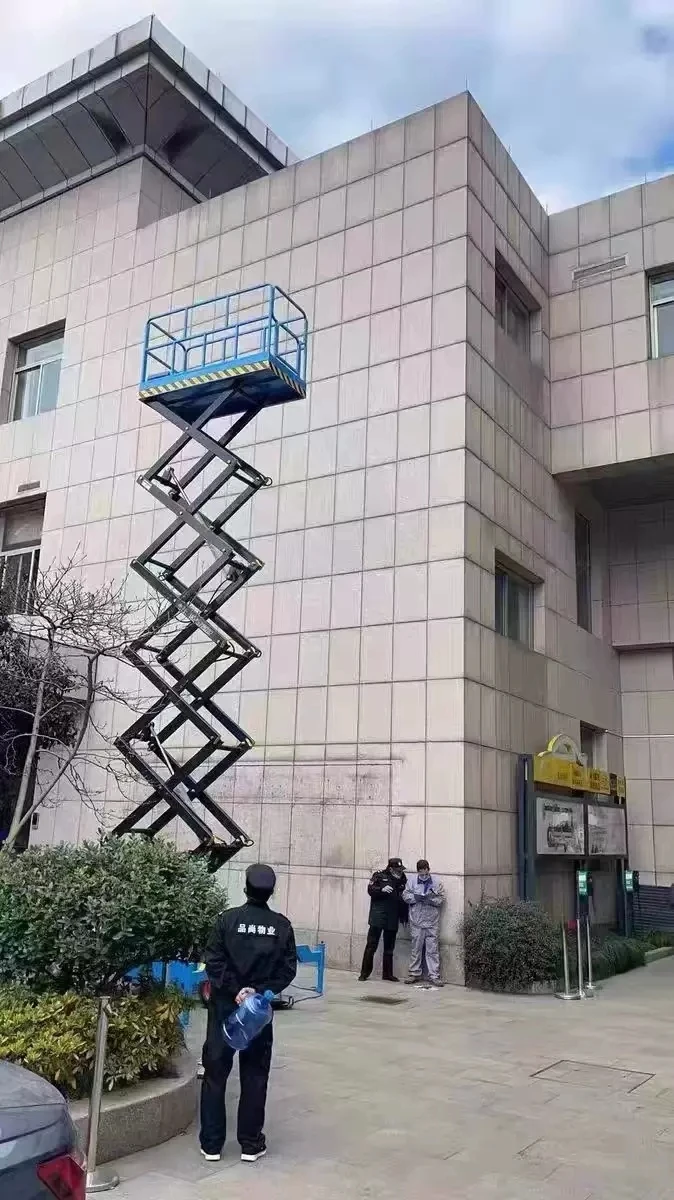 High Quality Complete Certificate Manlift Scissor Lift,Mobile Hydraulic ...