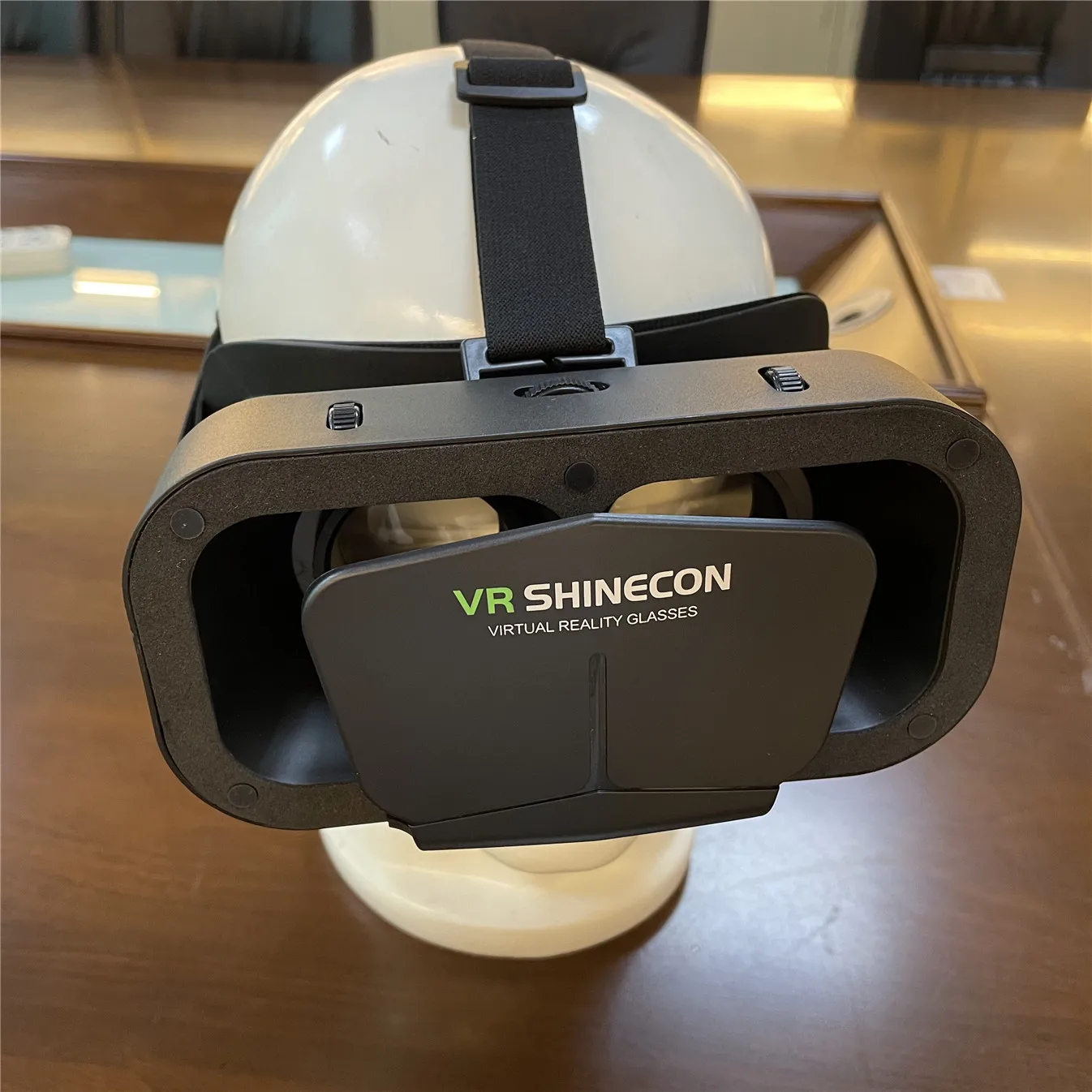 VR SHINECON G10 - Large-Screen VR Glasses for 7-Inch Phones