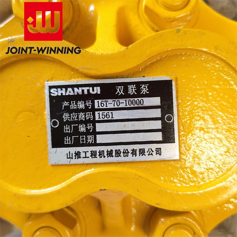 Bulldozer 07446-66103 Hydraulic Transmission Gear Pump Assy ...