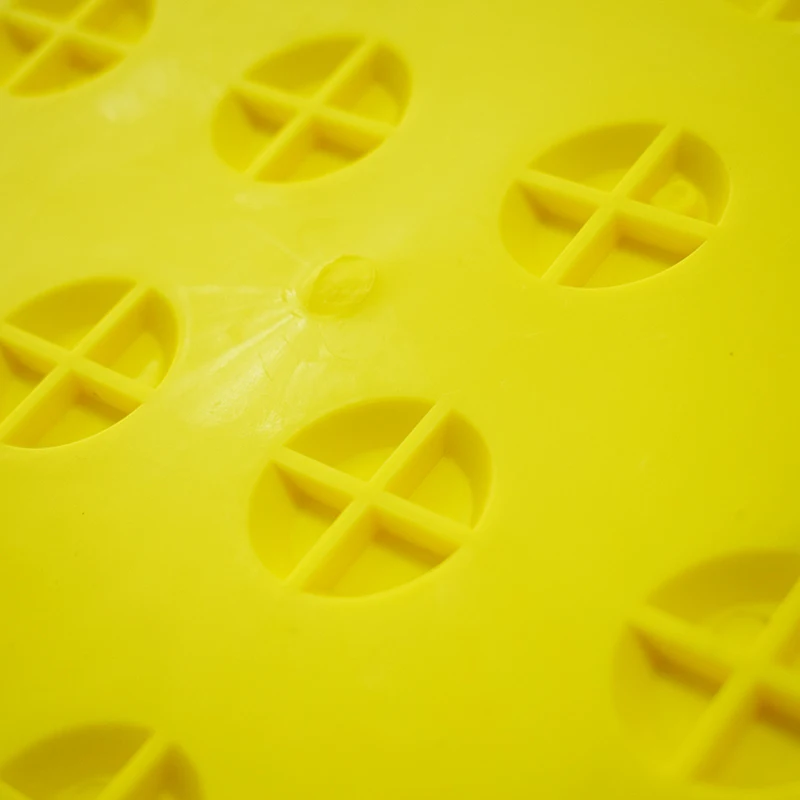 300x300mm Safety Indicator Anti-slip Tactile Flooring Studs And Strips ...