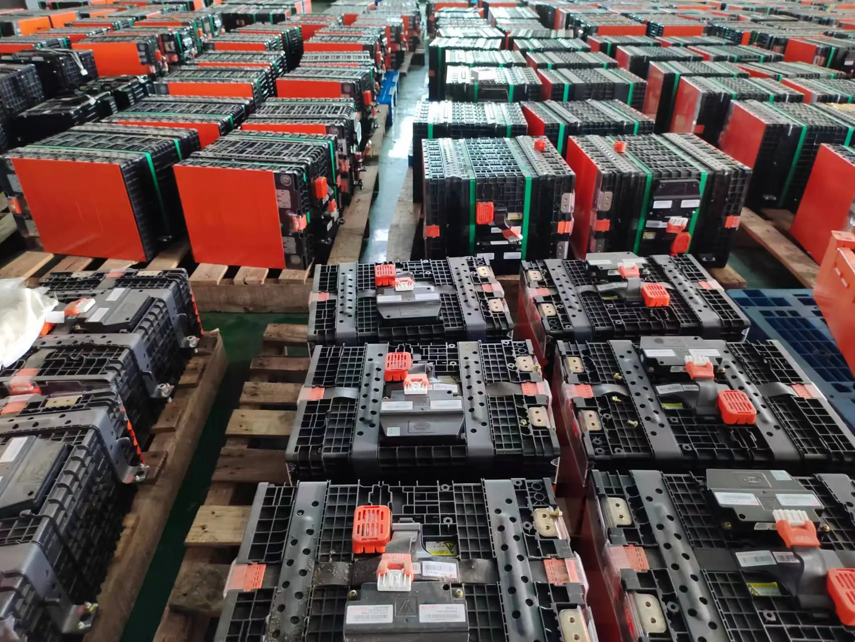 BYD Battery Pack - 270ah Lifepo4 Module with Water Cooling