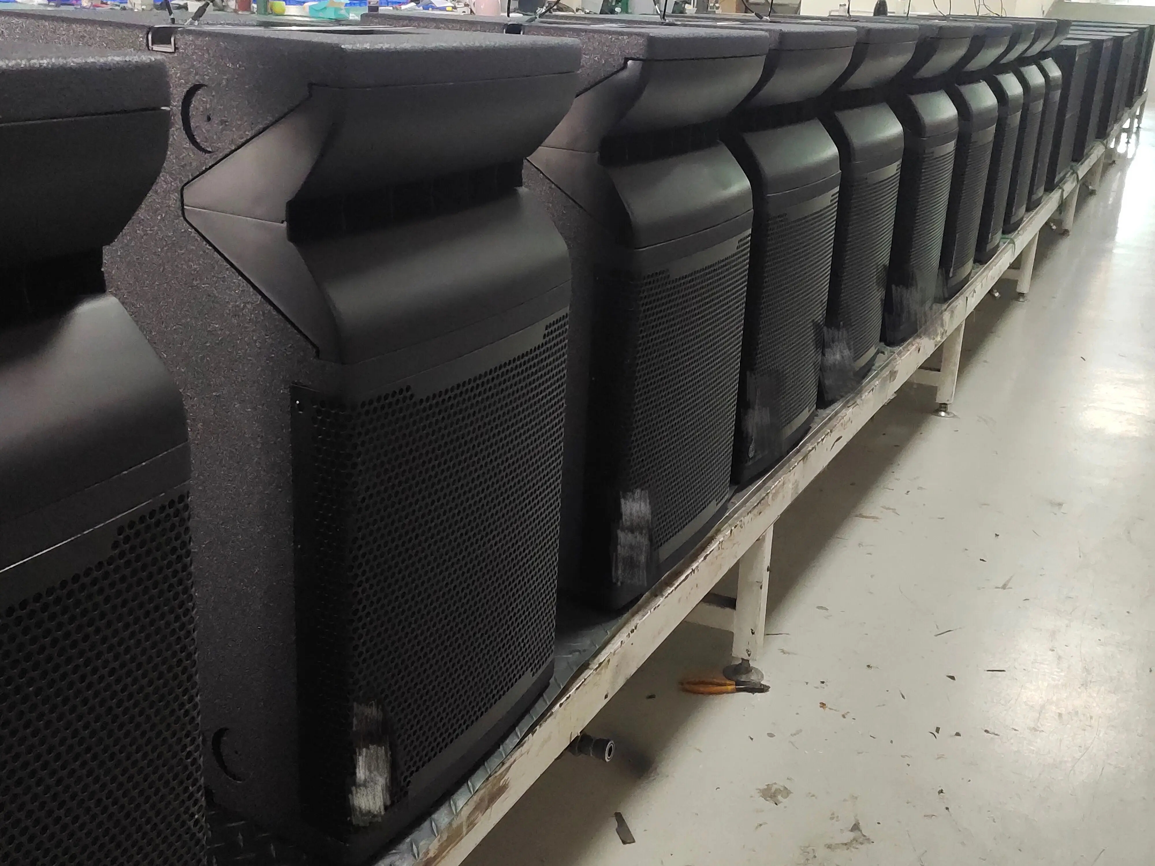 T.I Pro Audio VRX932LA - 350W Professional Speaker System