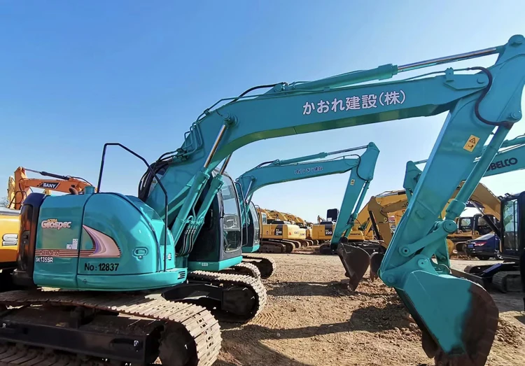 Manufactured in Japan 13ton Kobelco SK135 Excavator Low Price Used ...