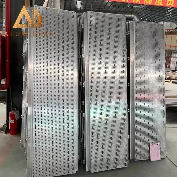 Modern High Rise Architectural Building Facade Cladding Detail ...