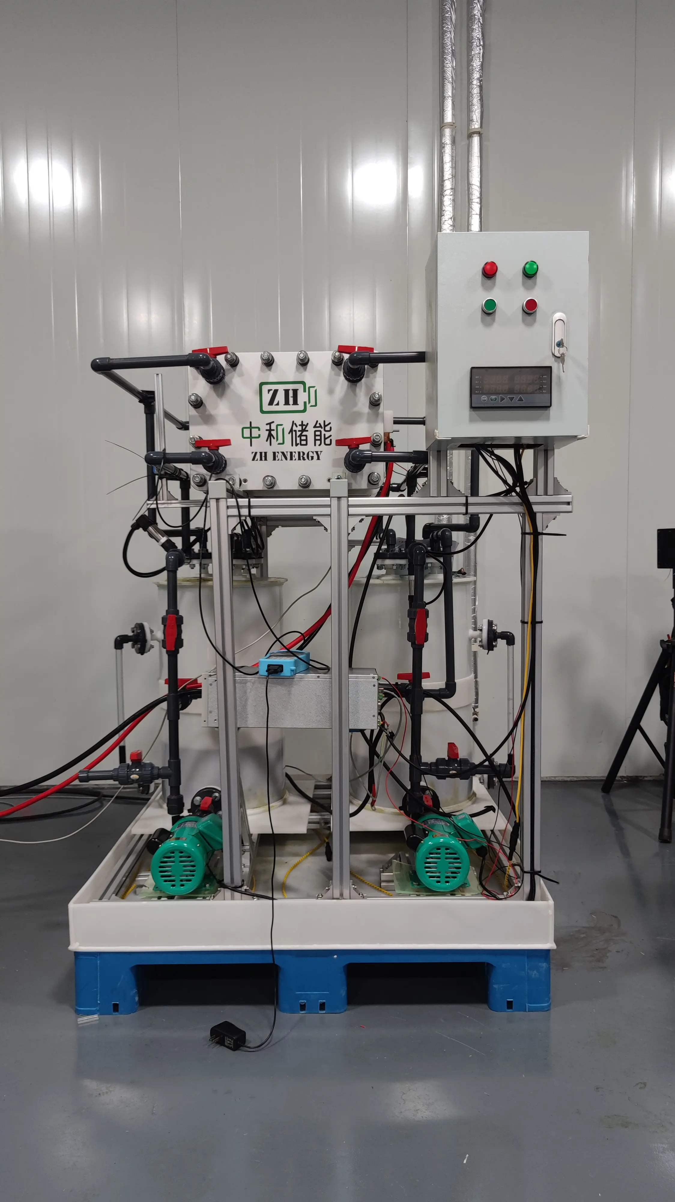 1kw Power Vanadium Redox Flow Battery Stacks VRFB System