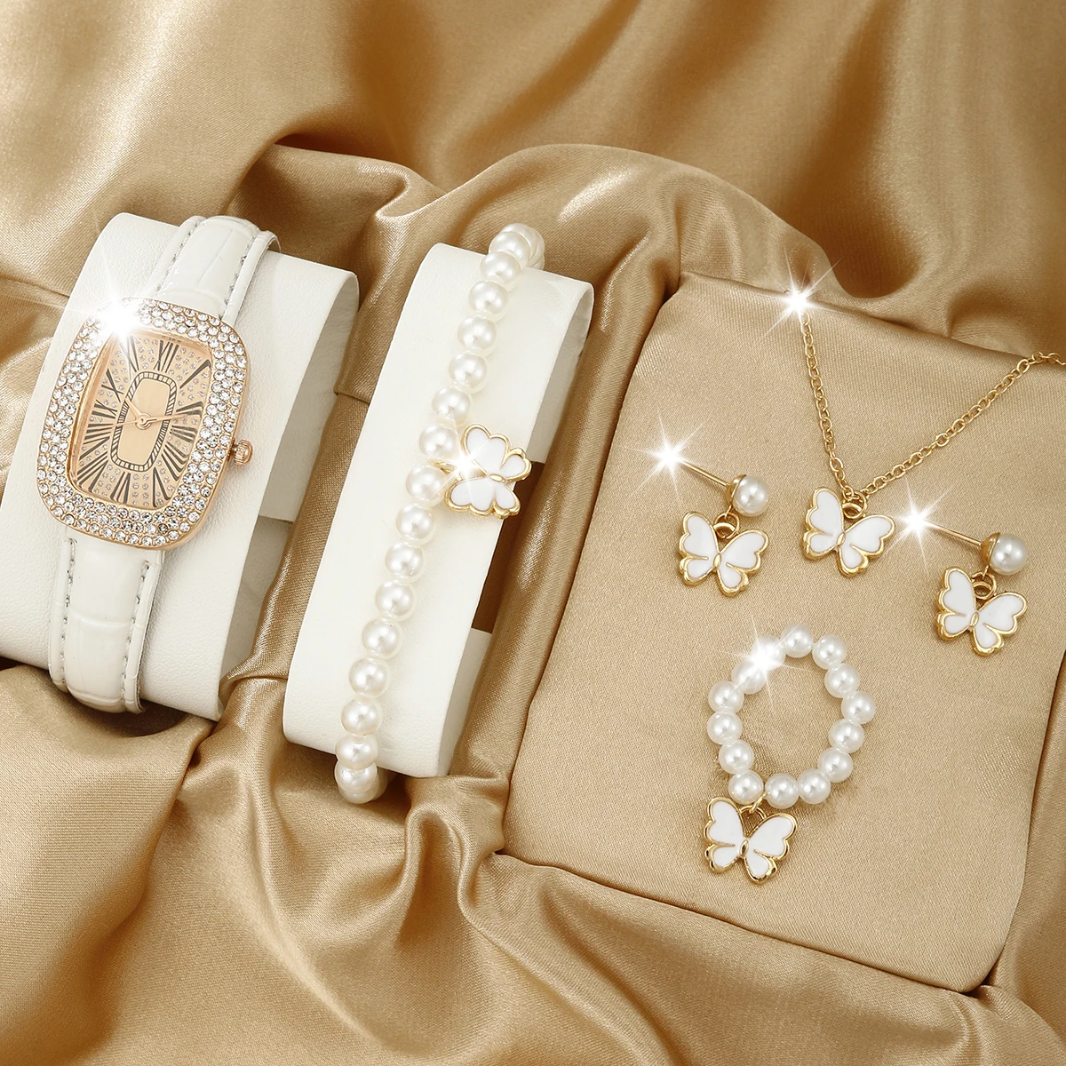Shop Our Hot Selling Women's Watch Jewelry Set with CD134