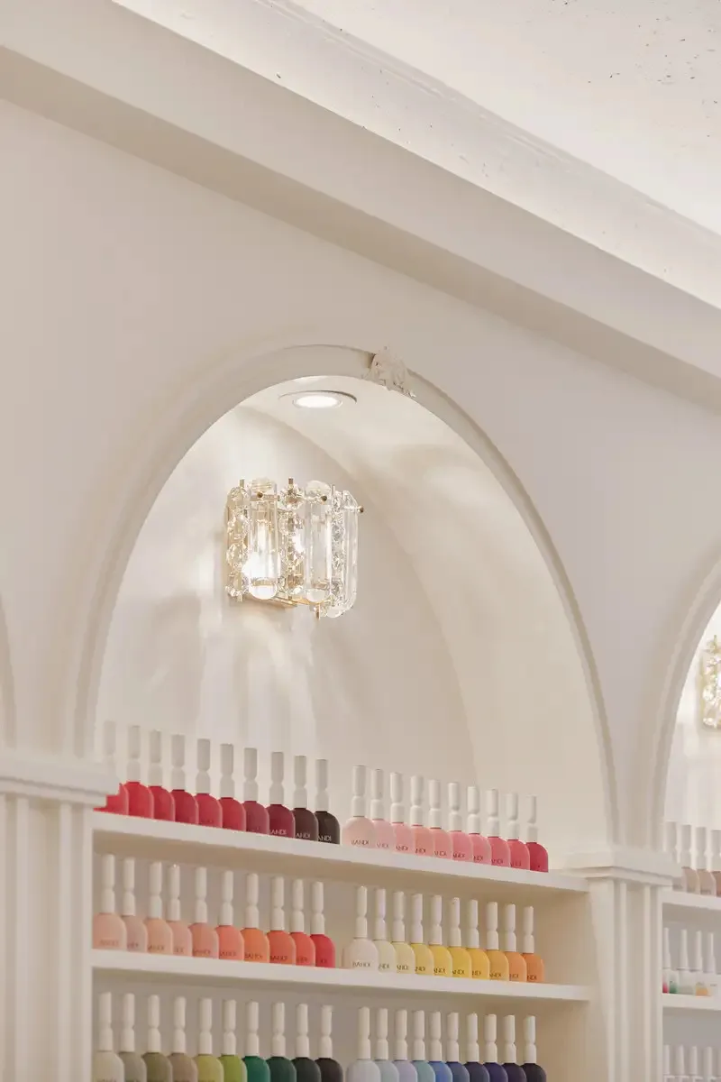 M2 Display - Elegant Nail Spa Furniture & Cosmetics Showcase