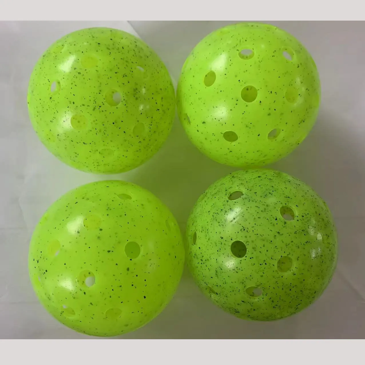 Uniker Pickleball Balls With Sparks 40 Holes For Outdoor Indoor Play ...