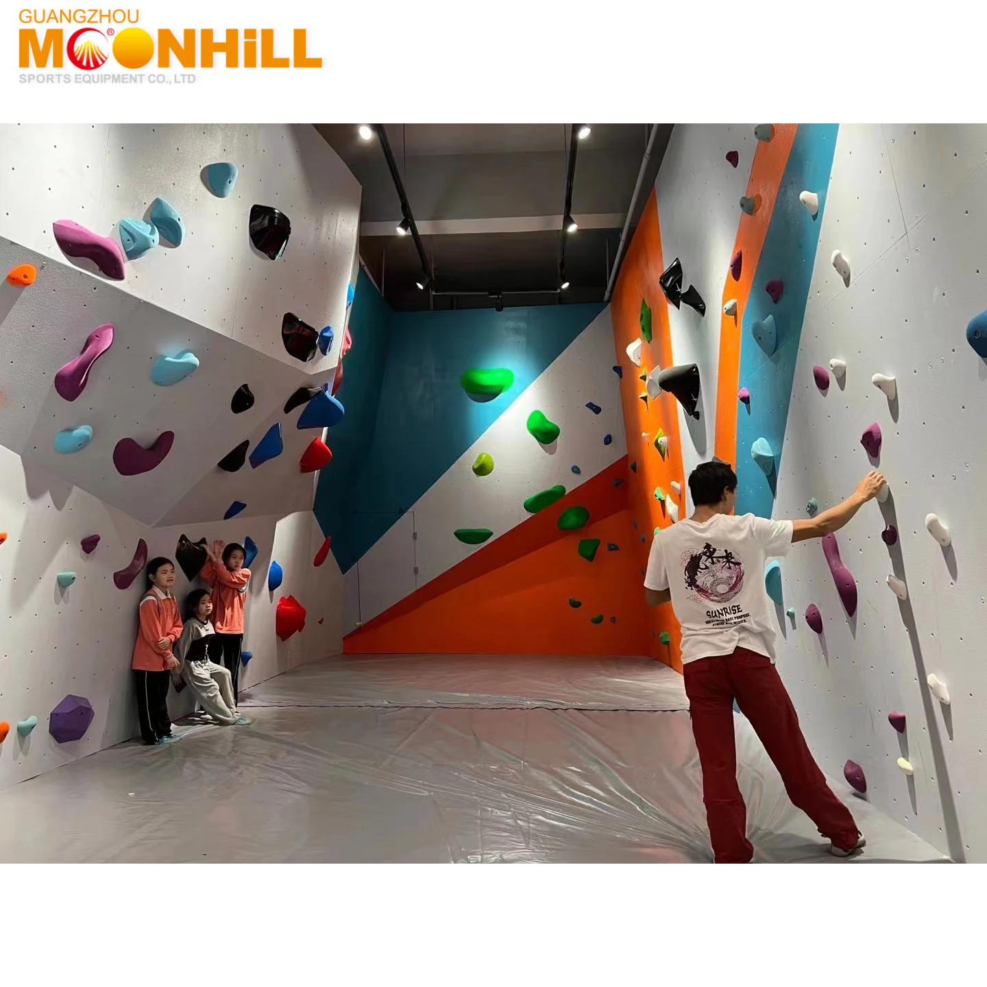 Prefabricated Climbing Wall Panels for Adult Fun & Fitness