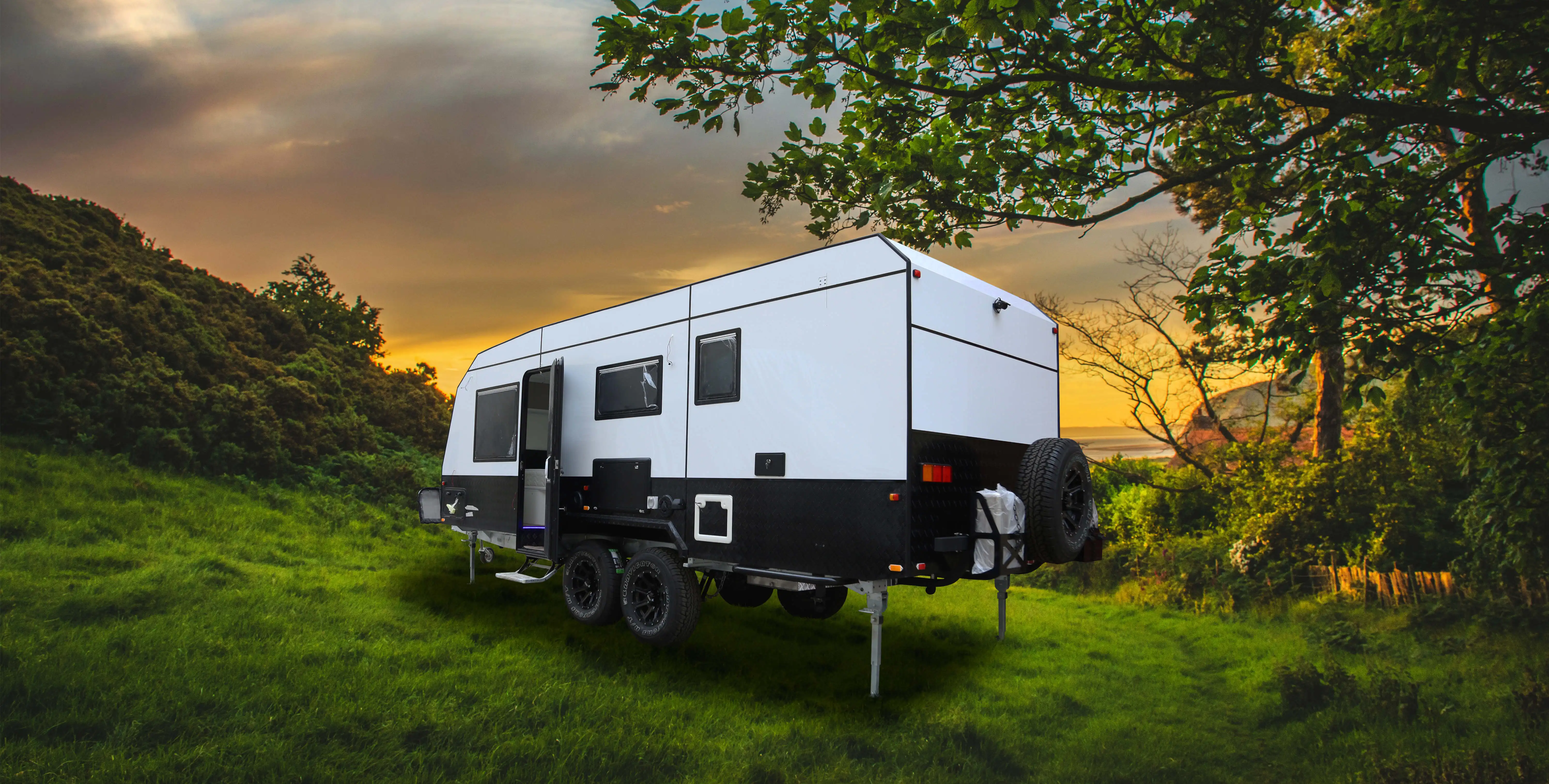 2025 Australian Standards 4X4 off-Road Camper RV Caravan