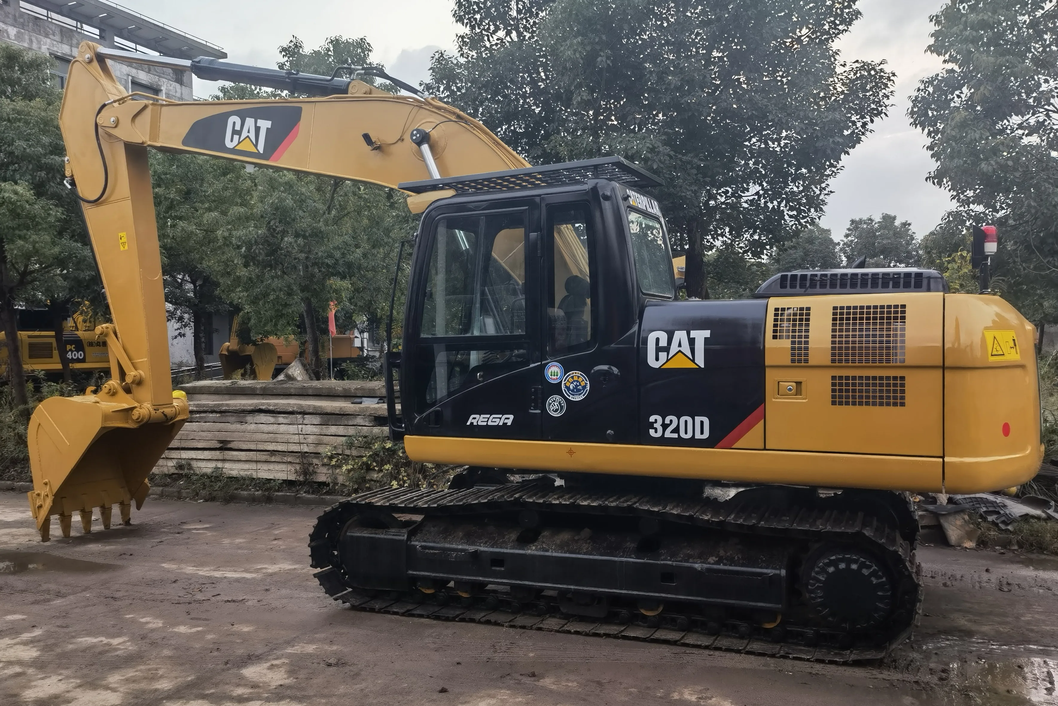 Used Japan Caterpillar 320d Crawler Excavator Used Hydraulic Tracked ...