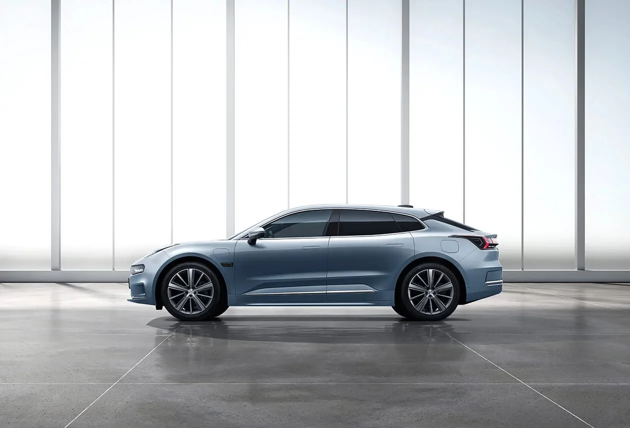 Geely Zeekr 001 FR 2024 EV - Hyper Electric Car with 1265ps