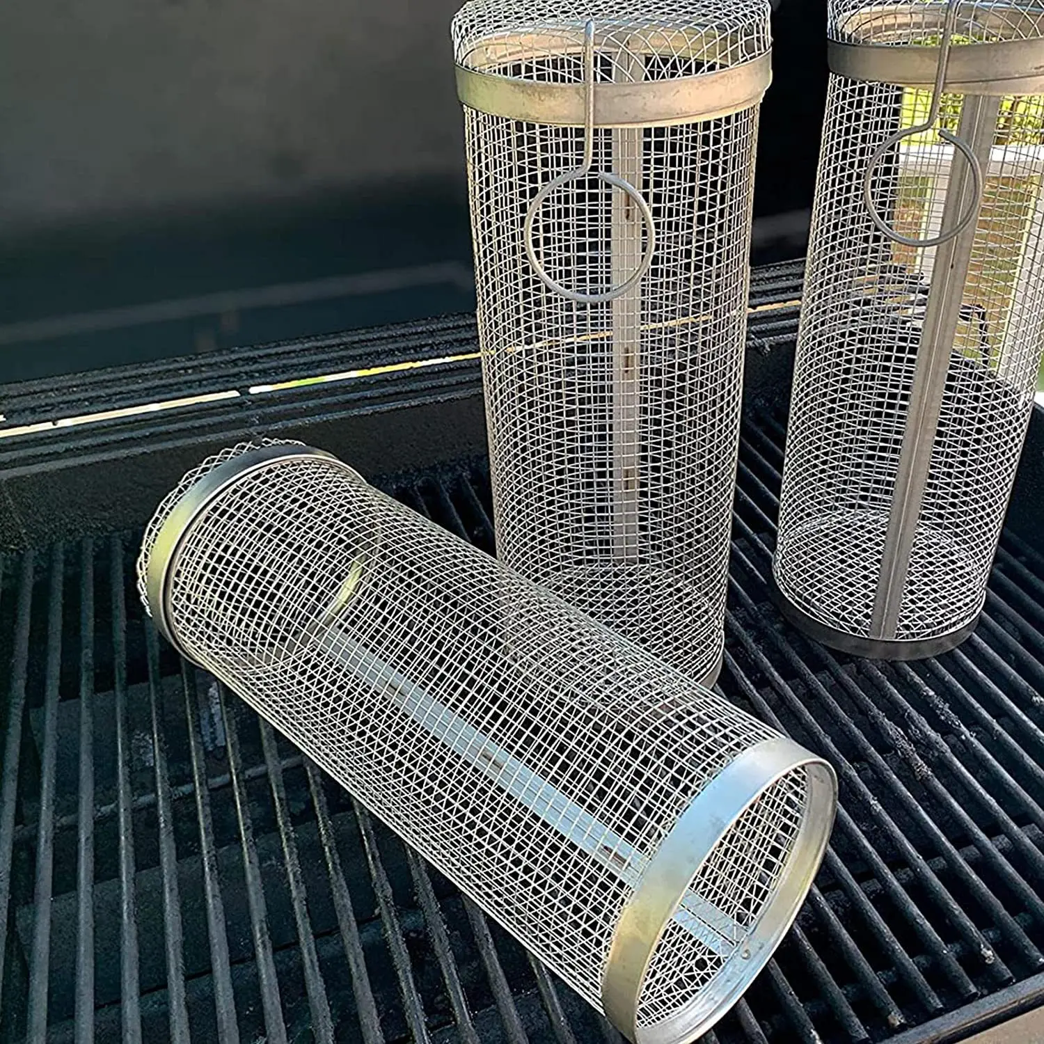 Stainless Steel Wire Mesh Cylinder Barbecue Cage Rolling Bbq Grilling ...