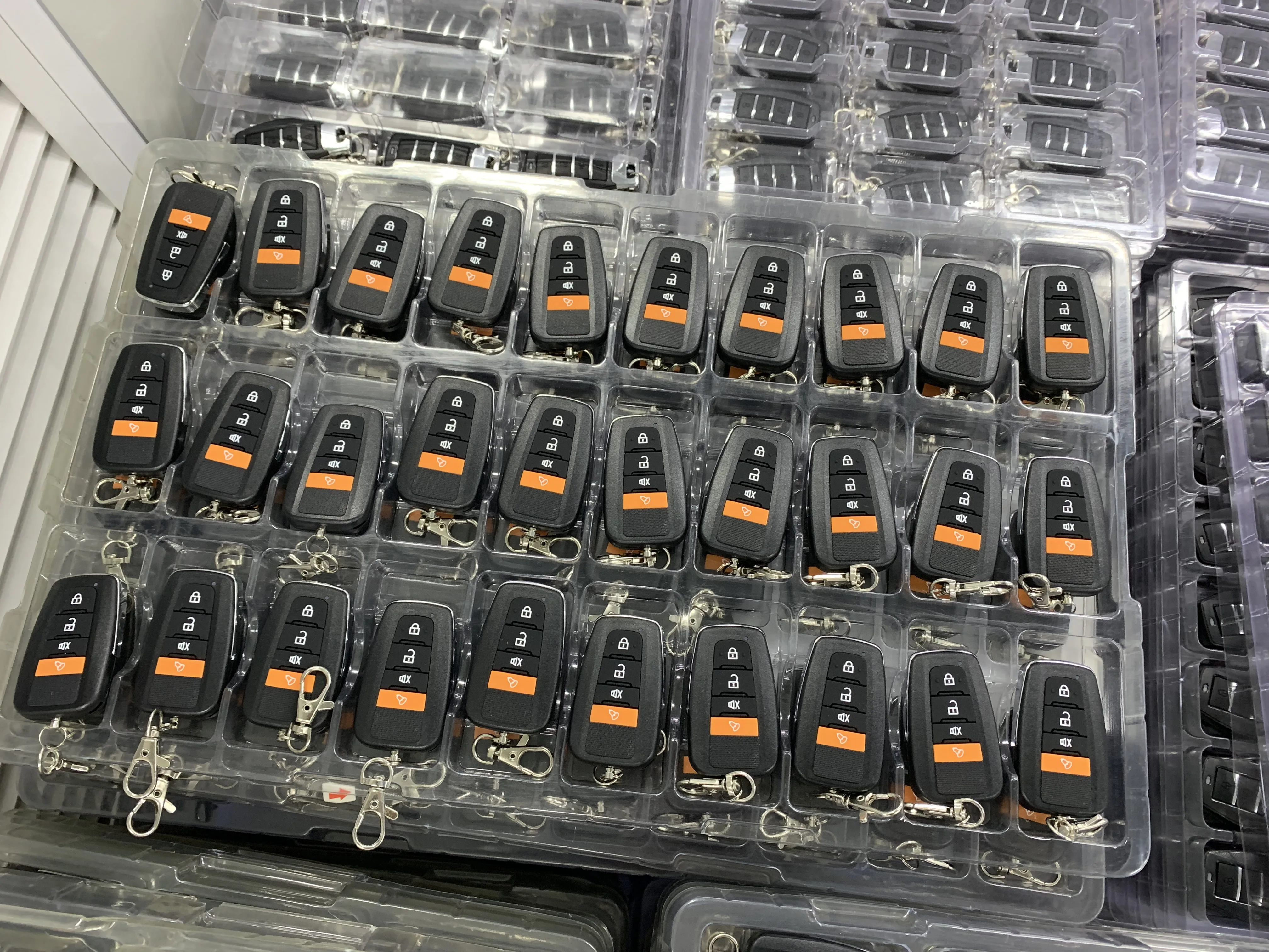Universal Keyless Remotes Control and Key Fobs for Chevrolet