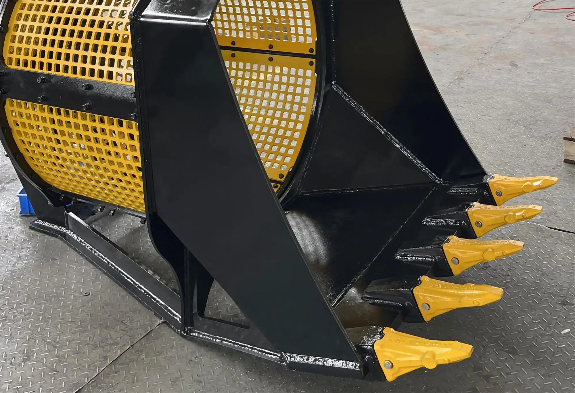 Tiejia Top Soil Screen Attachment Rotary Screen Bucket For 20-40 Ton ...