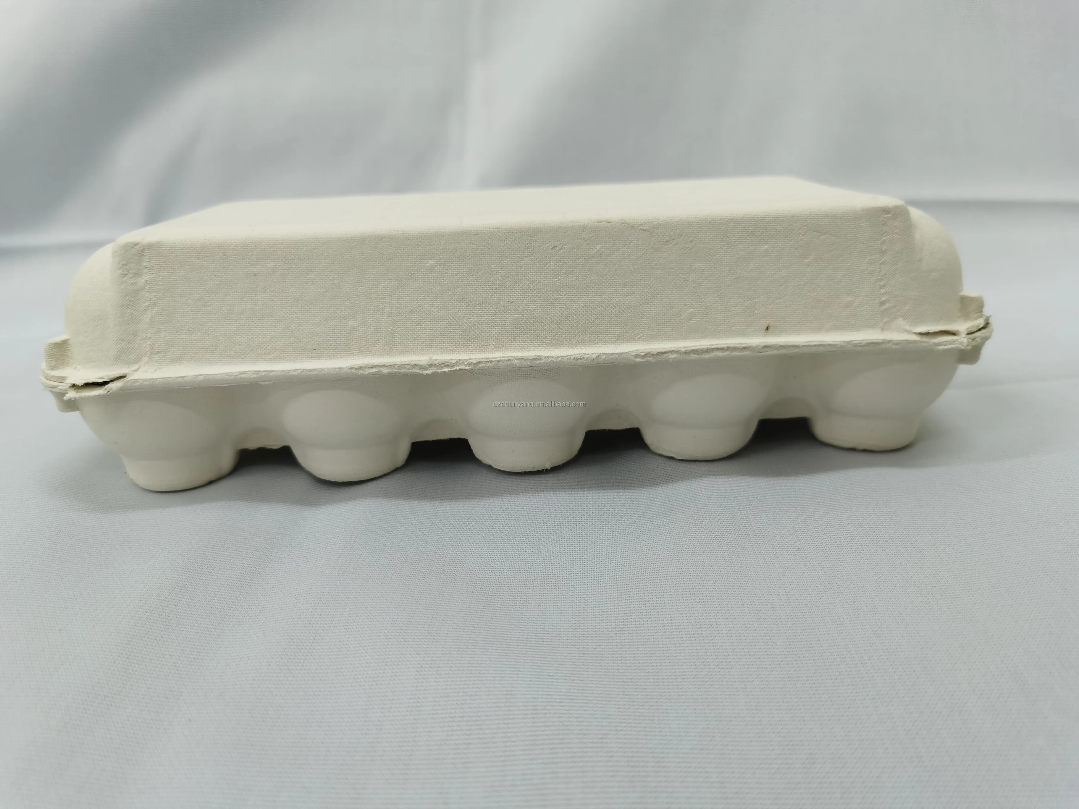 Hot Sale Low Price Colorful 6/ 10 /12/ 15/ 30 Cells Paper Pulp Egg ...