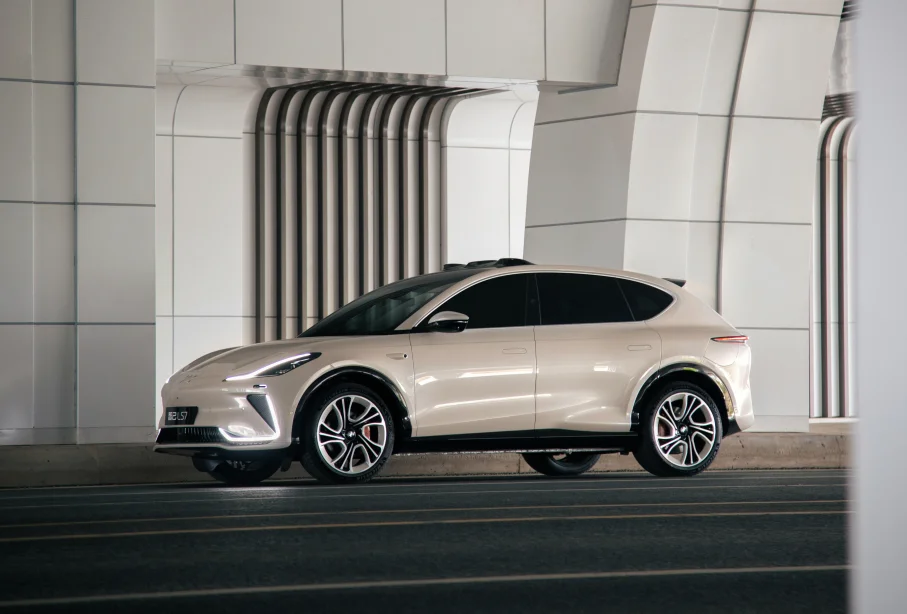 Zhiji Im Ls7 Various Types New Luxury Hot Selling Big Size Electric Suv ...