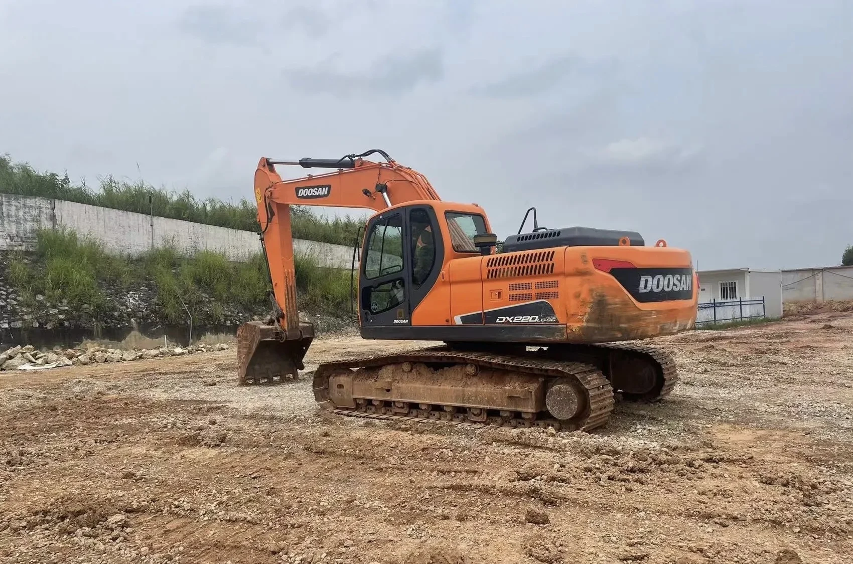 Japan Used Excavator Doosan Dh370lc Dx225 Dx220 Dx260 Used Second Hand ...