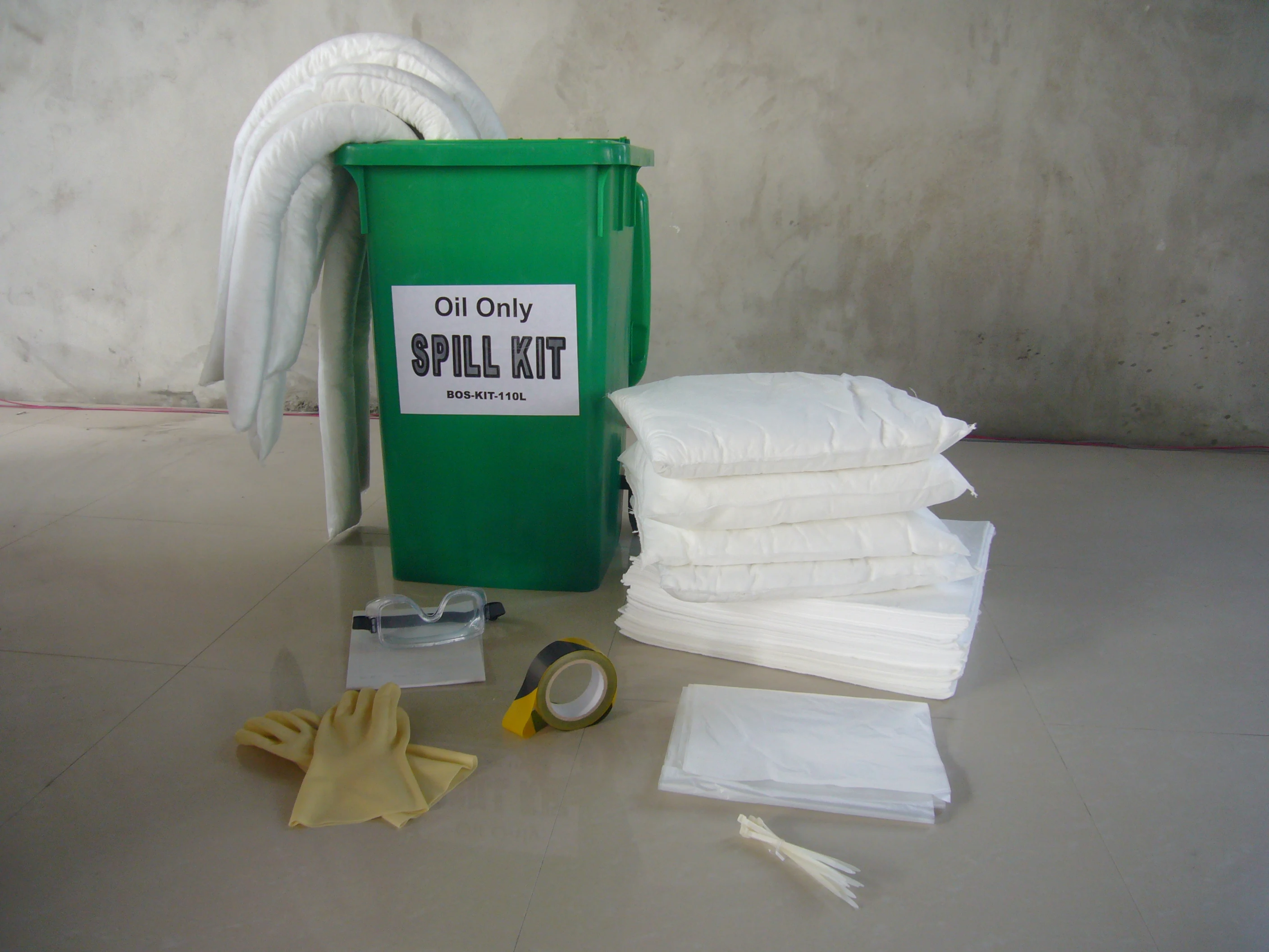 Spill Containment Chemical Oil Spill Control Kit - Liyang