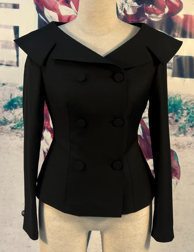 Custom Clothing Unique High-End Fashion Design Tailored Luxury Apparel ...