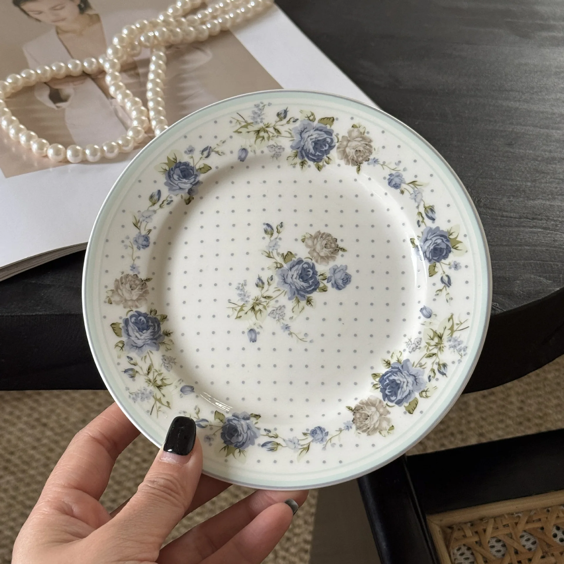 European Blue Flower Ceramic Dinnerware Set Round Floral Dinner Plates ...
