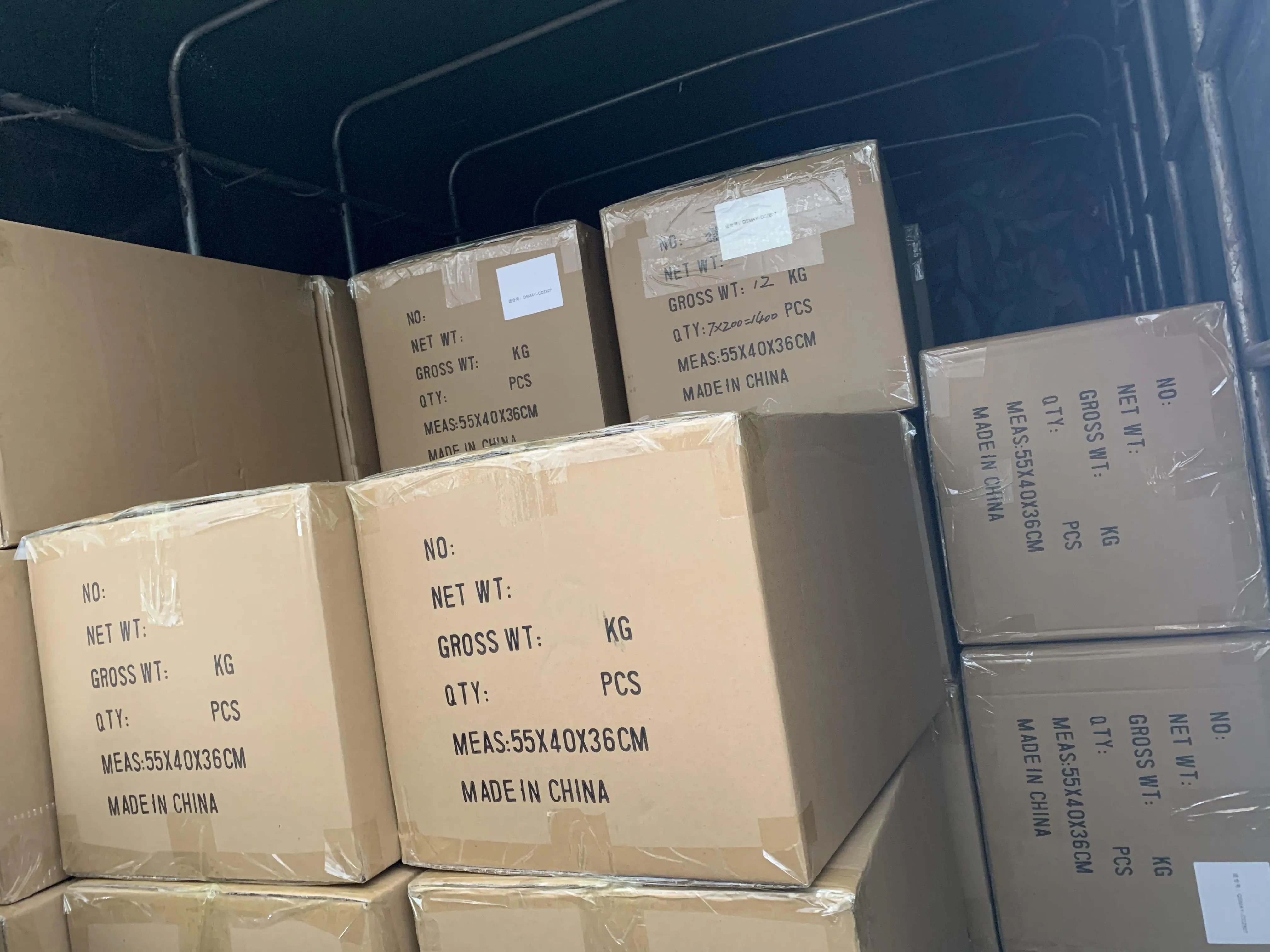 Luxury Bag Display Cabinet With Led Customize Logo Display Shelves Wall ...