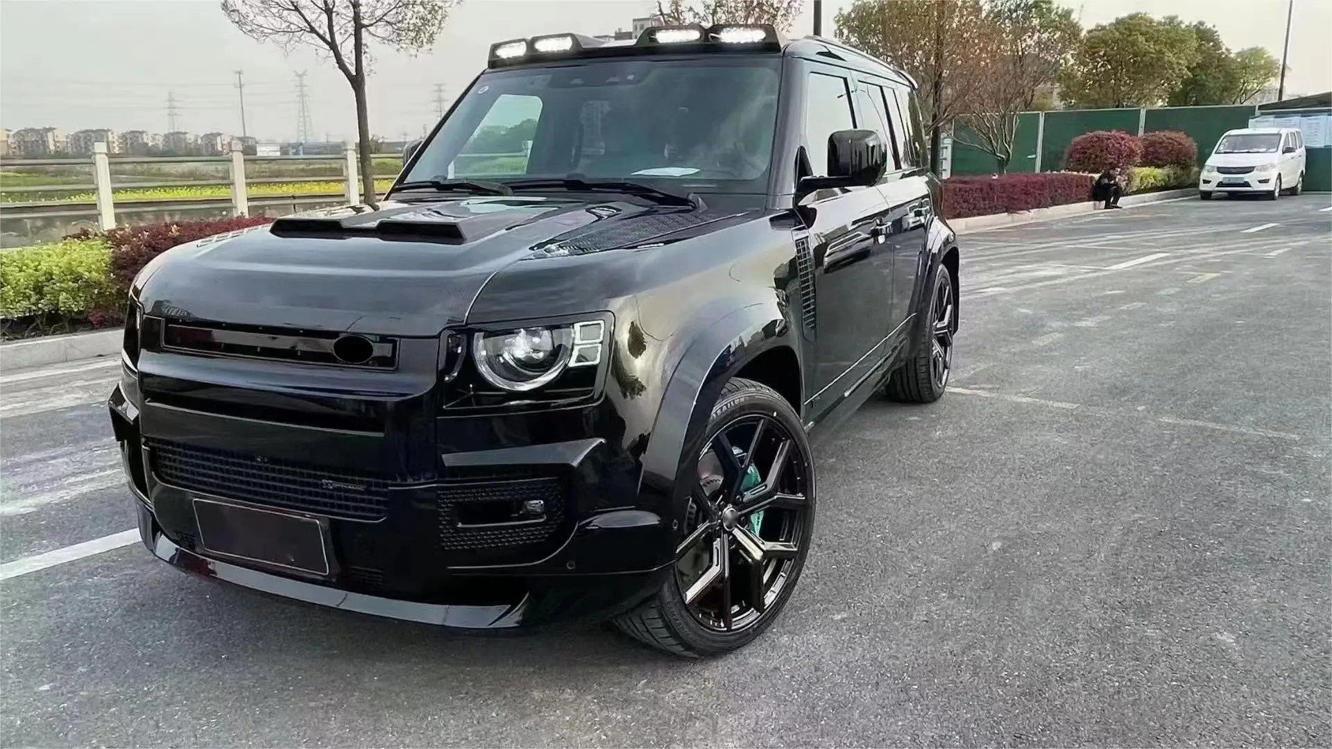 New Arrived Body Kit Full Black Upgrade Kit 007 Look For Land Rover ...