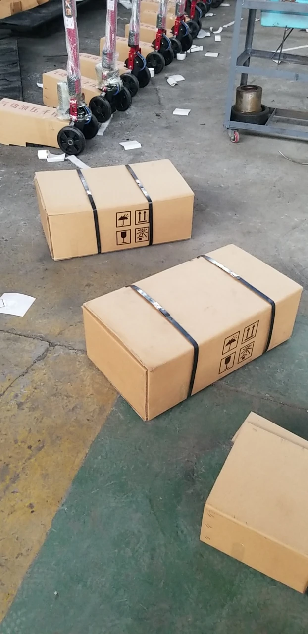 Moving Trolley Roller Machinery Moving Cargo Trolley Rigger Skates ...