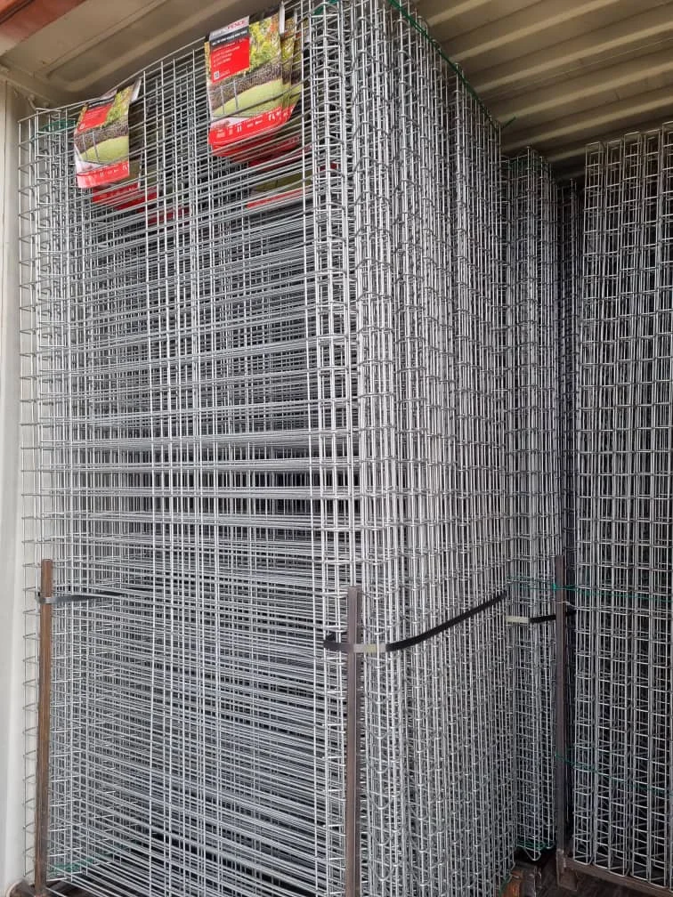 Wholesale Price Top Notch Customizable High-security 358 Mesh Fences ...