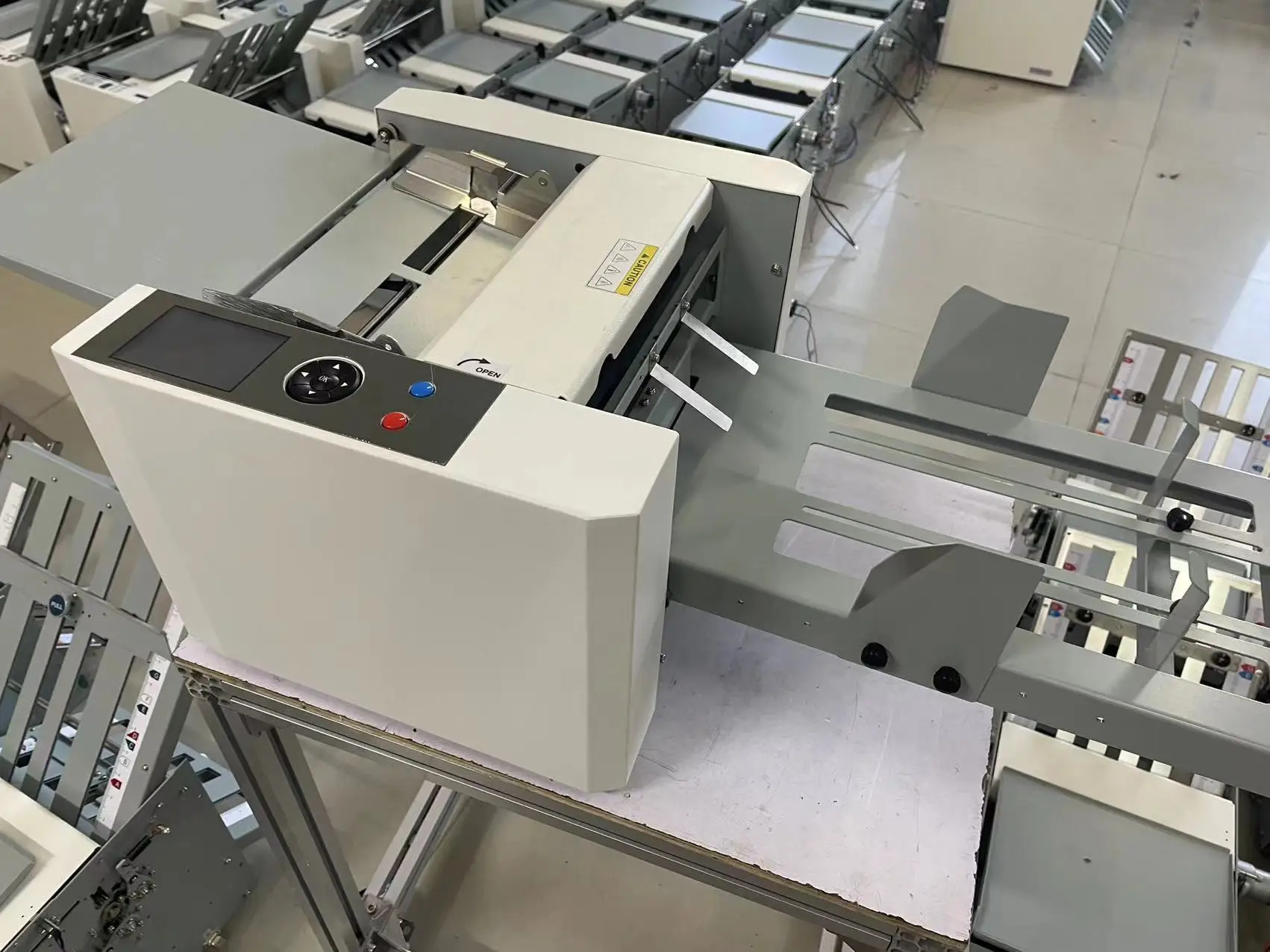 Tabletop Automatic Paper Counting Machine - Efficient & Reliable