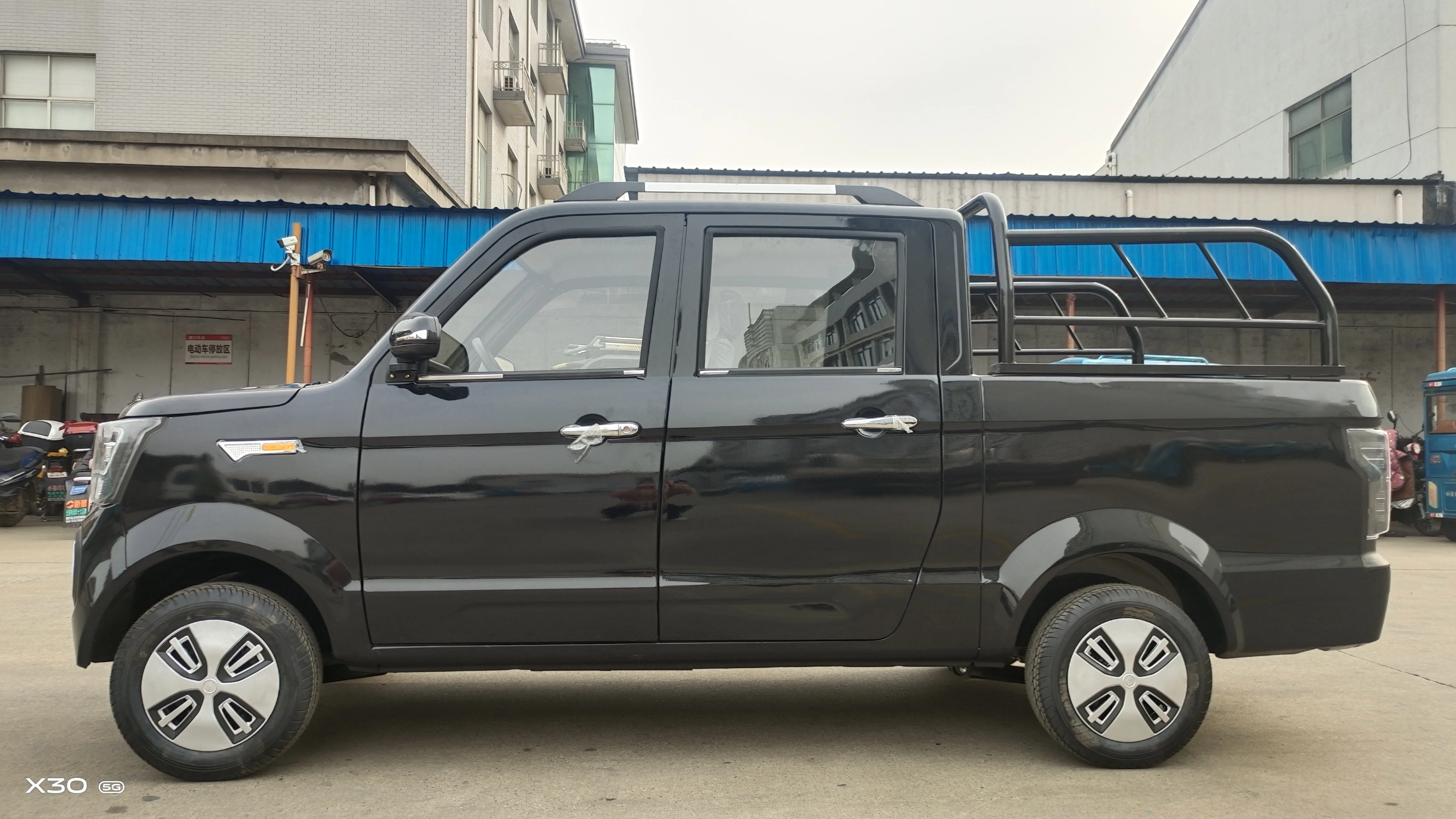 Changli 2025 Electric Pickup Car - 4 Wheel Vehicle with LED Lights ...