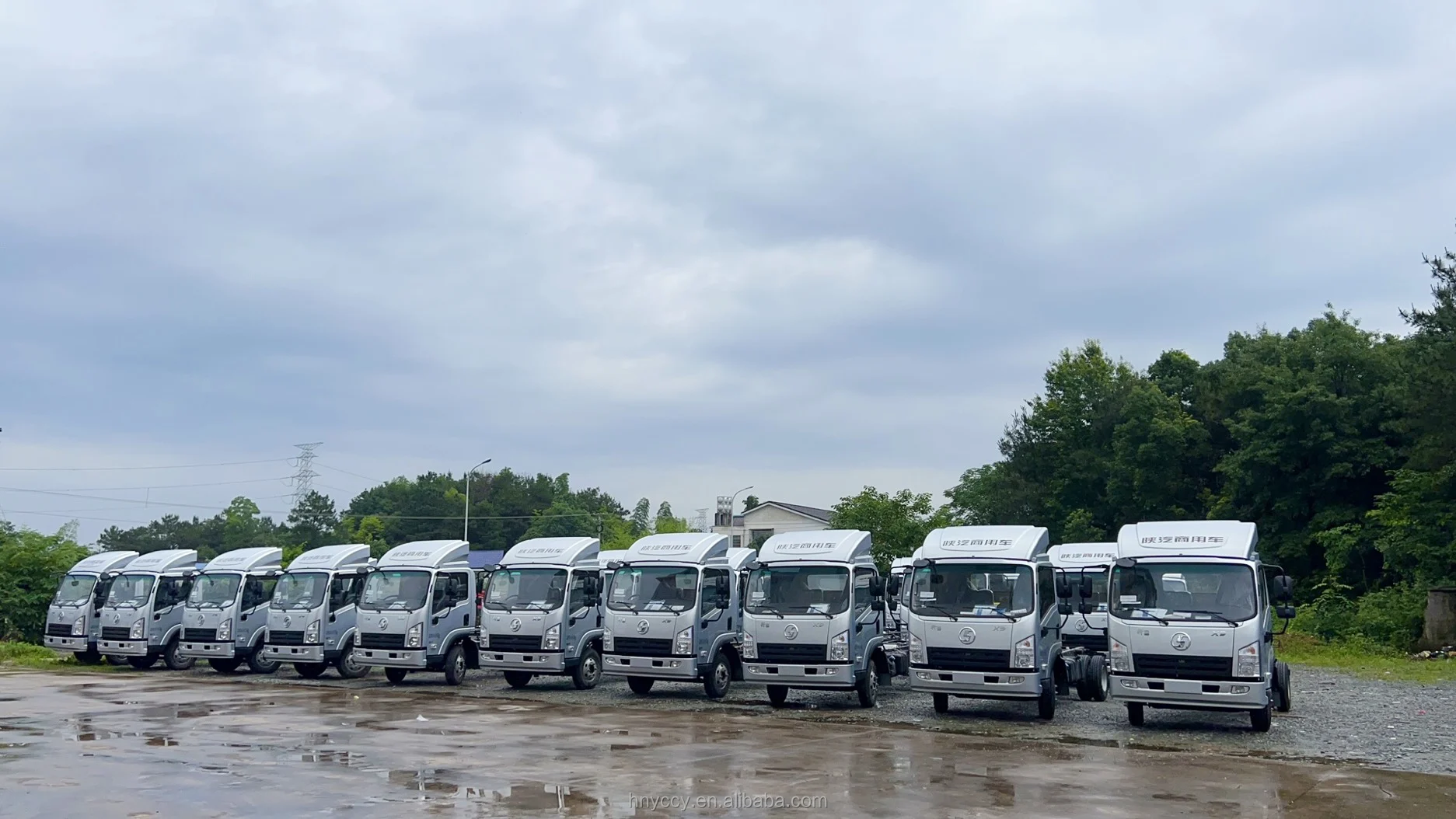 Foton Auman Heavy Trucks Lng 6x4 4x2 Hazardous Chemicals Transportation ...