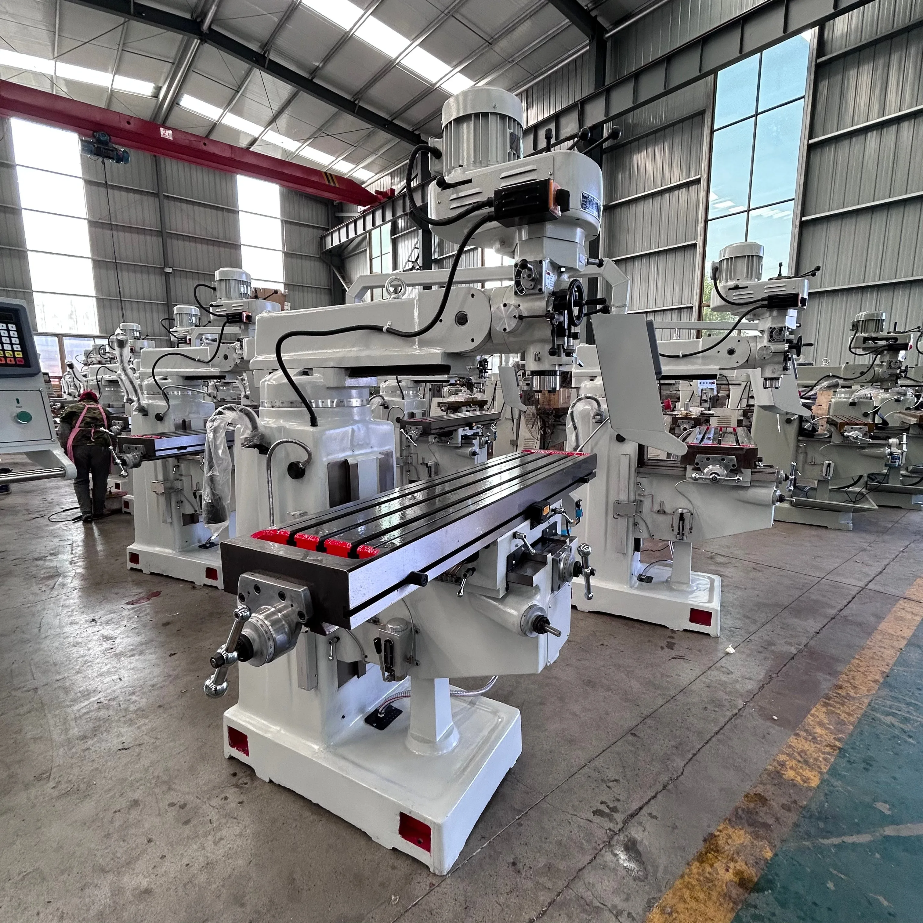 Multifunctional Light Duty Vertical Milling Machine X6325