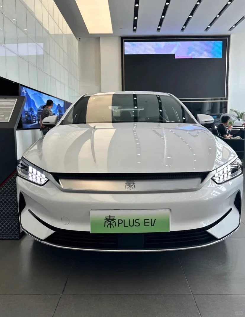 2023-2024 Byd Qin Plus Ev 600 Large 4-door 5-seat Sedan Long Range 420km New Energy Vehicle With ...