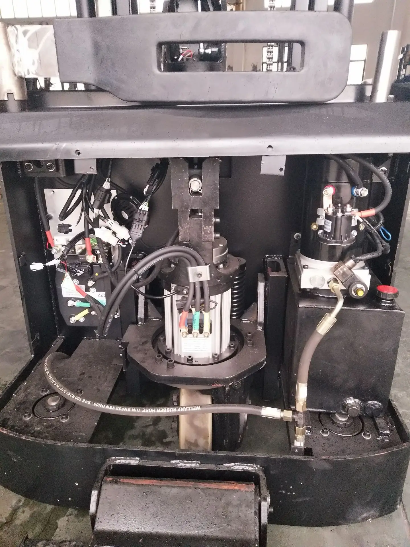 Electric Forklift Paper Roll Clamp Stacker Used to Bring Roll Reel ...
