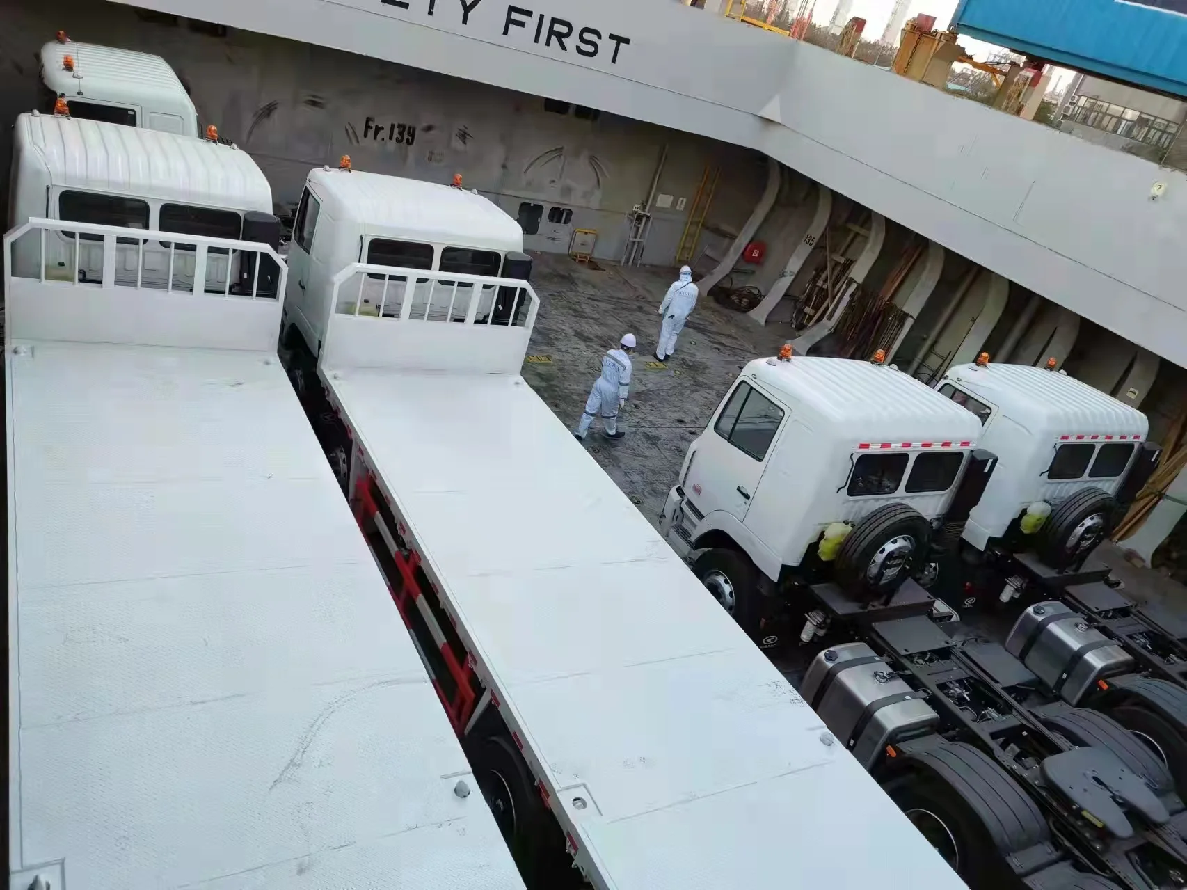 Brand New Camc Heavy Duty 6x4 410hp Cng Prime Mover/ Tractor Truck For ...