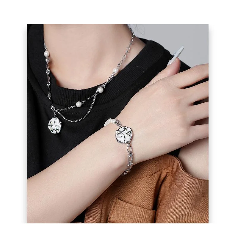 Amyaoo Alloy Niche Design Sweet Cool Light Luxury Harajuku Personality ...