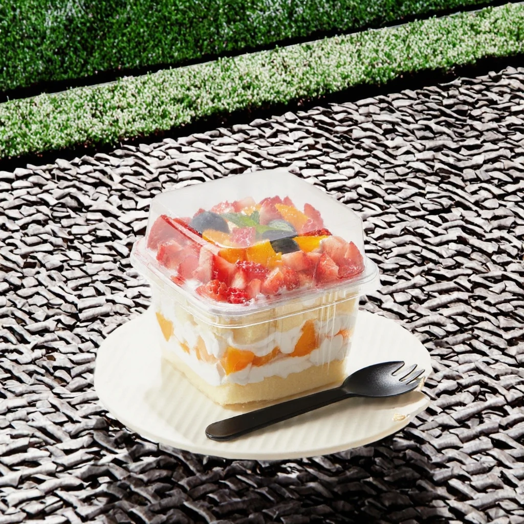 IMEE 250ml Plastic Clear Square Beaker Small Dessert Cup for Mousse ...