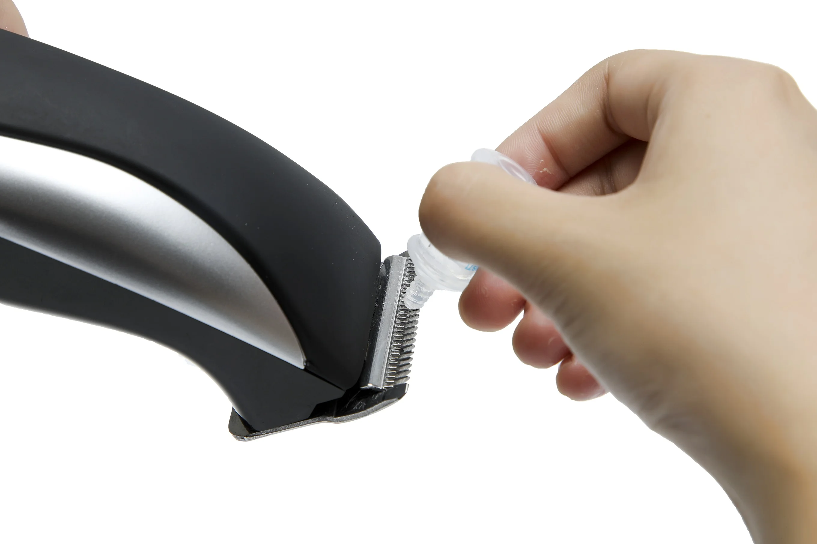 Alibaba.com: Rechargeable electric hair trimmer with push shear feature ...